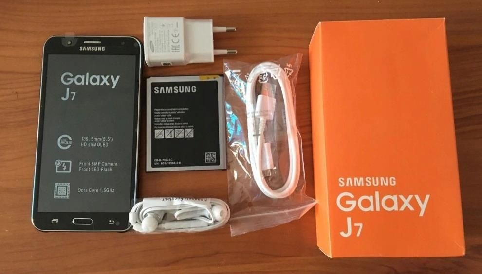 Samsung Galaxy J7 SM-J700F 16GB Dual SIM Złoty - Cena, opinie na Ceneo.pl