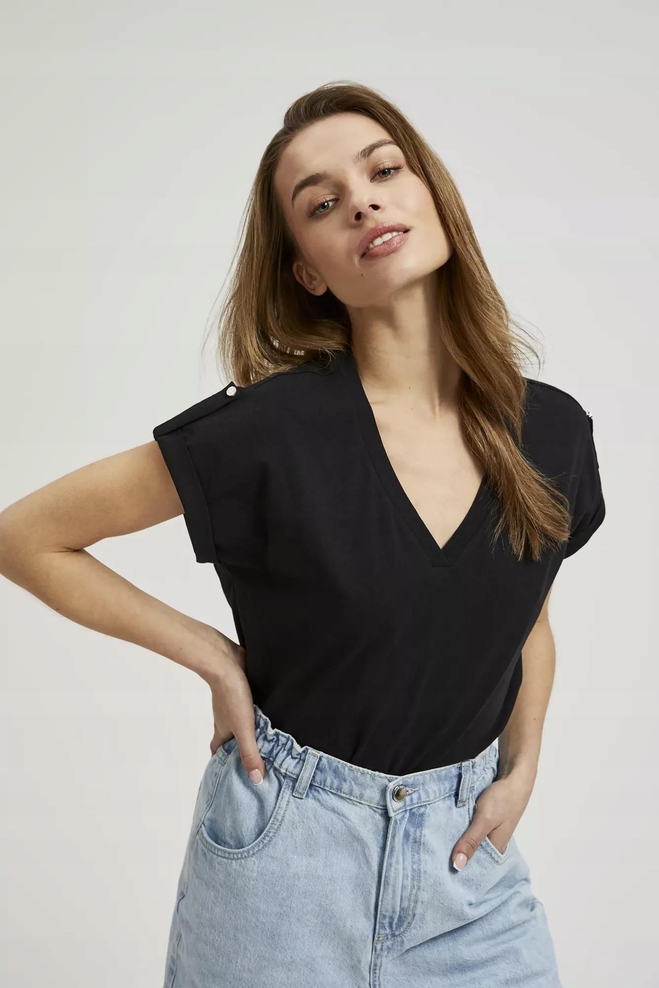 Gładka bluzka z dekoltem w serek czarna 40 od Moodo - Ceny i opinie ...