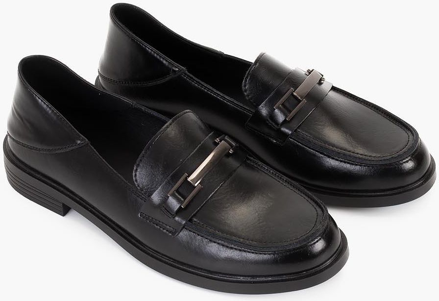 Czarne mokasyny damskie lakierowane z klamrą 105-33285-CZARNY - Ceny i ...