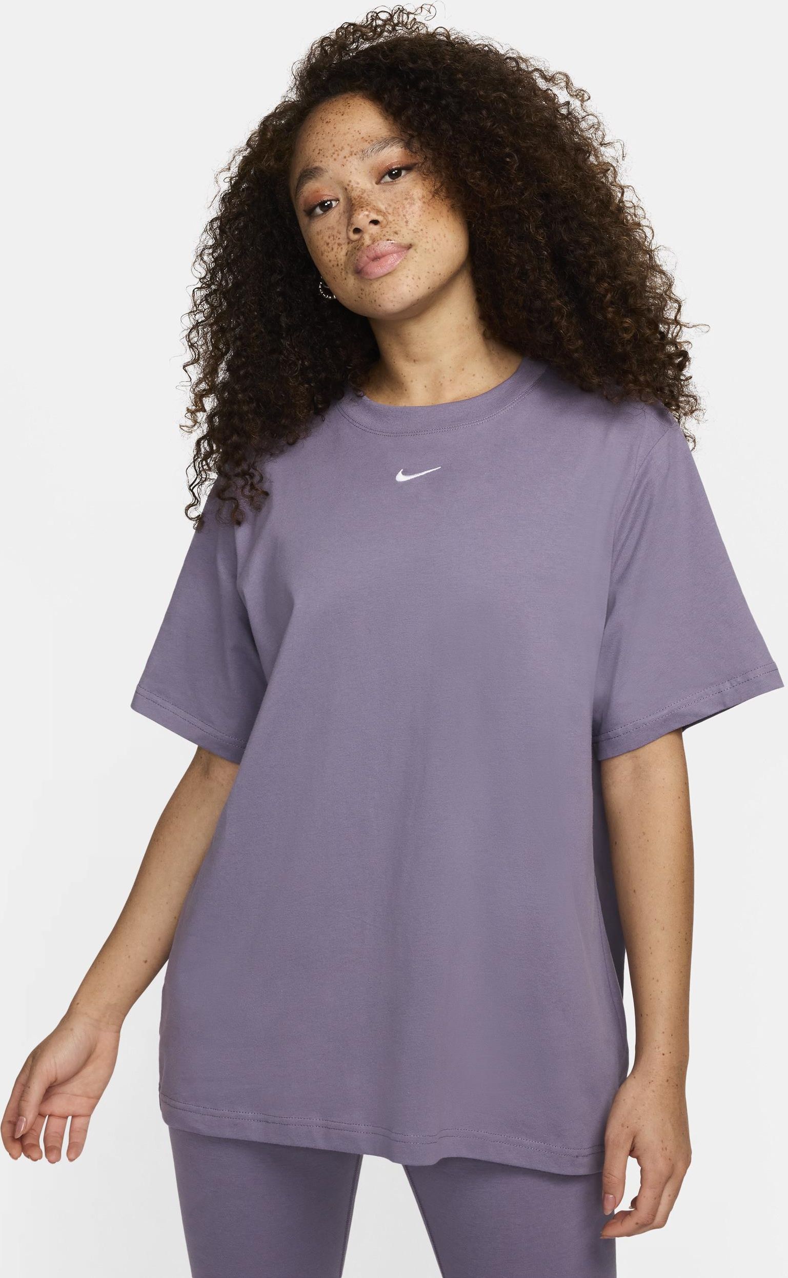 T-shirt damski Nike Sportswear Essential - Fiolet - Ceny i opinie - Ceneo.pl