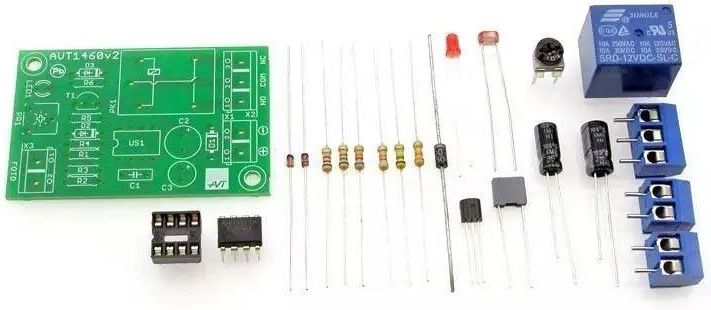 Avt Włącznik Zmierzchowy Kit Avt1460 - Opinie i ceny na Ceneo.pl