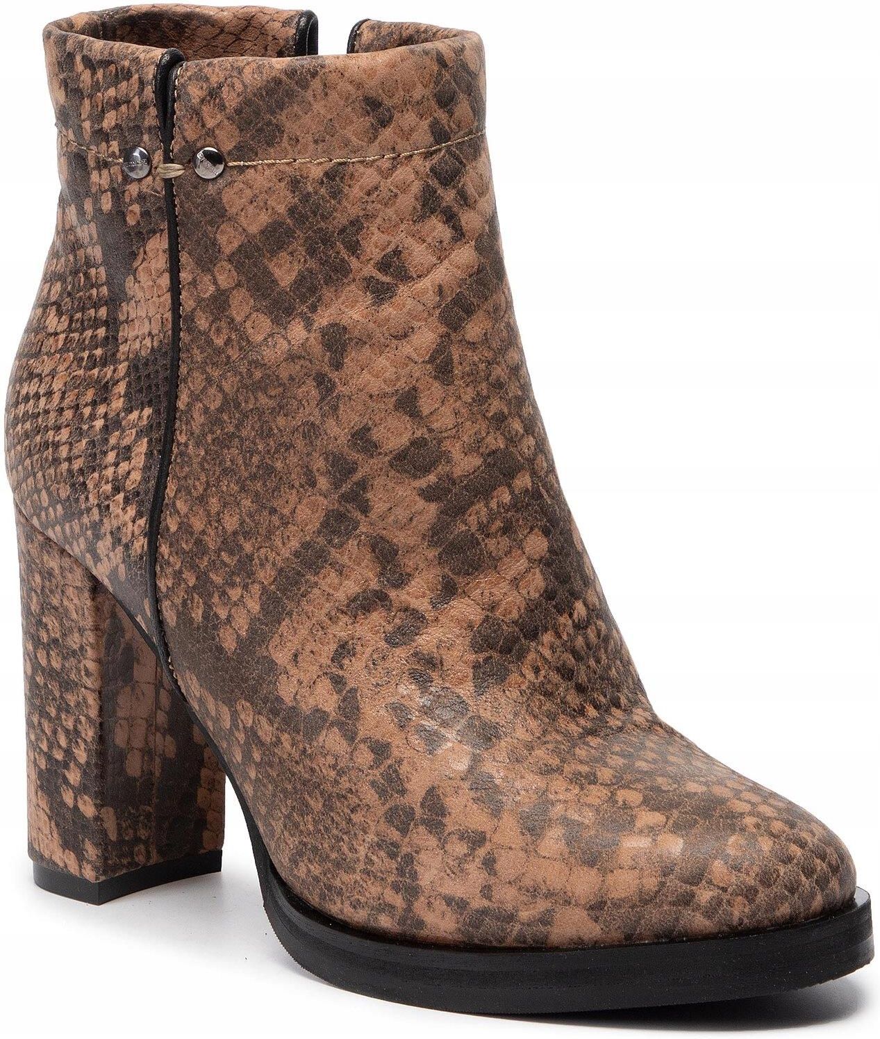 Carinii Botki B5160 N73-000-000-D14 - Ceny i opinie - Ceneo.pl