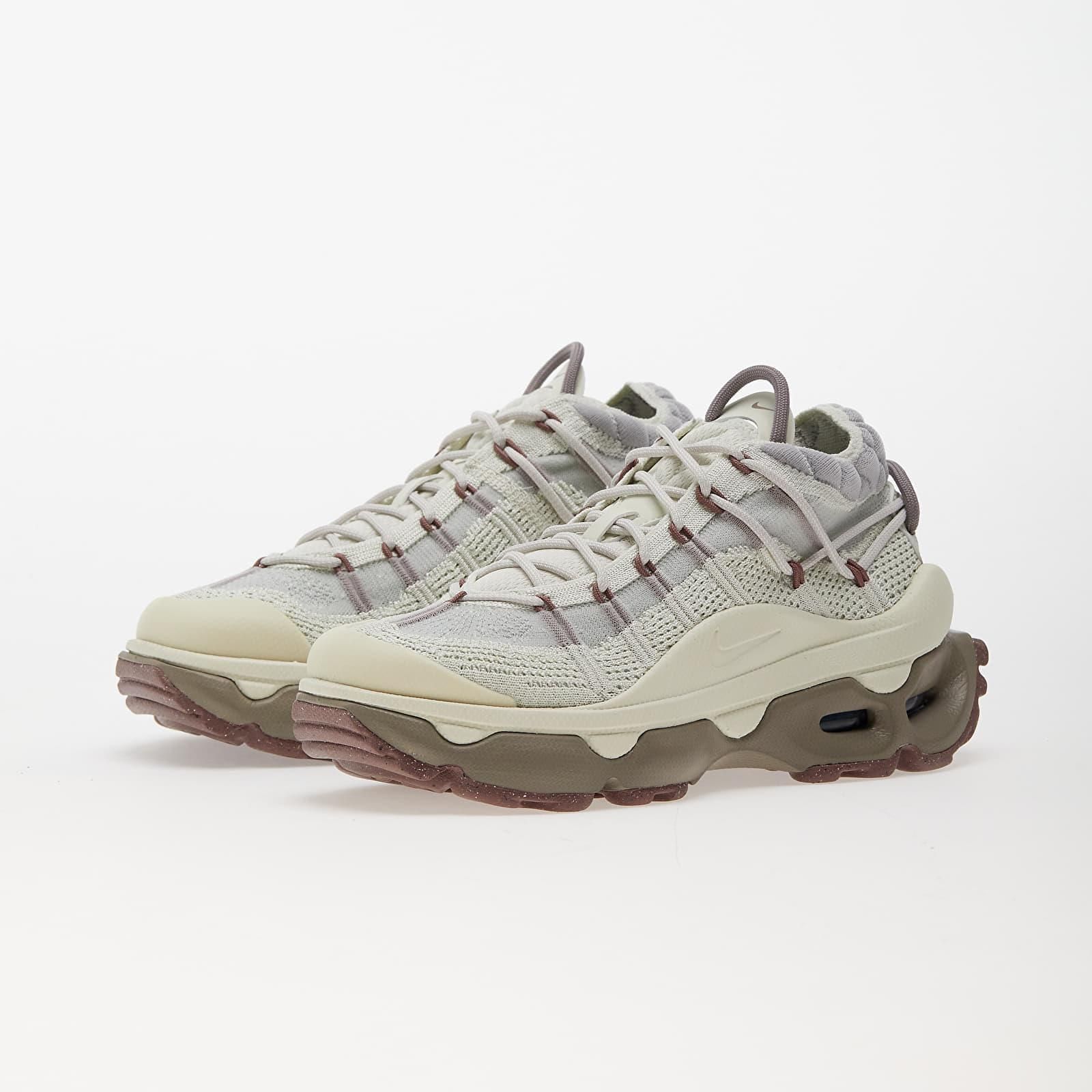 Nike W Air Max Flyknit Venture Sea Glass/ Moon Fossil-Fossil - Ceny i ...