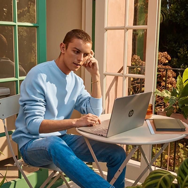 Laptop HP 15-fd0023na 15,6/N2000/8GB/128GB/Win11 (84T86EA) - Opinie i ...