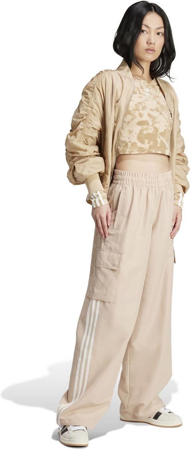 Spodnie dresowe damskie adidas ADICOLOR CARGO beżowe IZ0717 - Ceny i ...