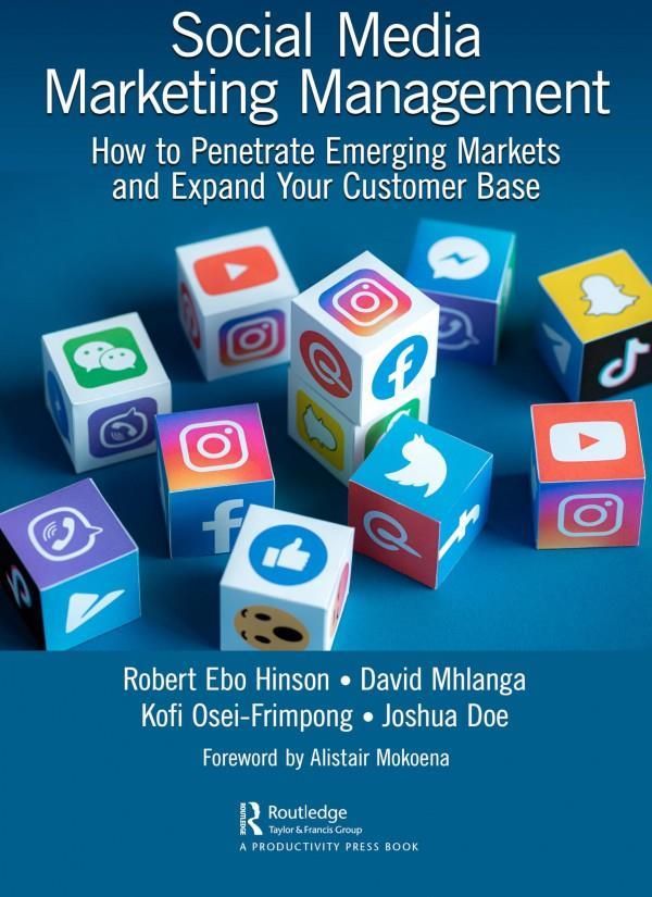 Książka Social Media Marketing Management Hinson, Robert E.; Adeola, Ogechi; Limbu, Yam B ...
