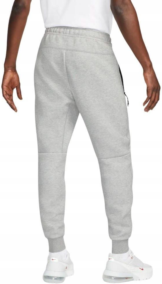 Spodnie dresowe męskie Nike Tech Fleece FB8002-063 r. S - Ceny i opinie ...