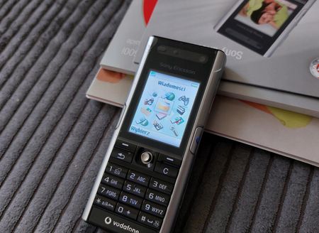 sony ericsson v600