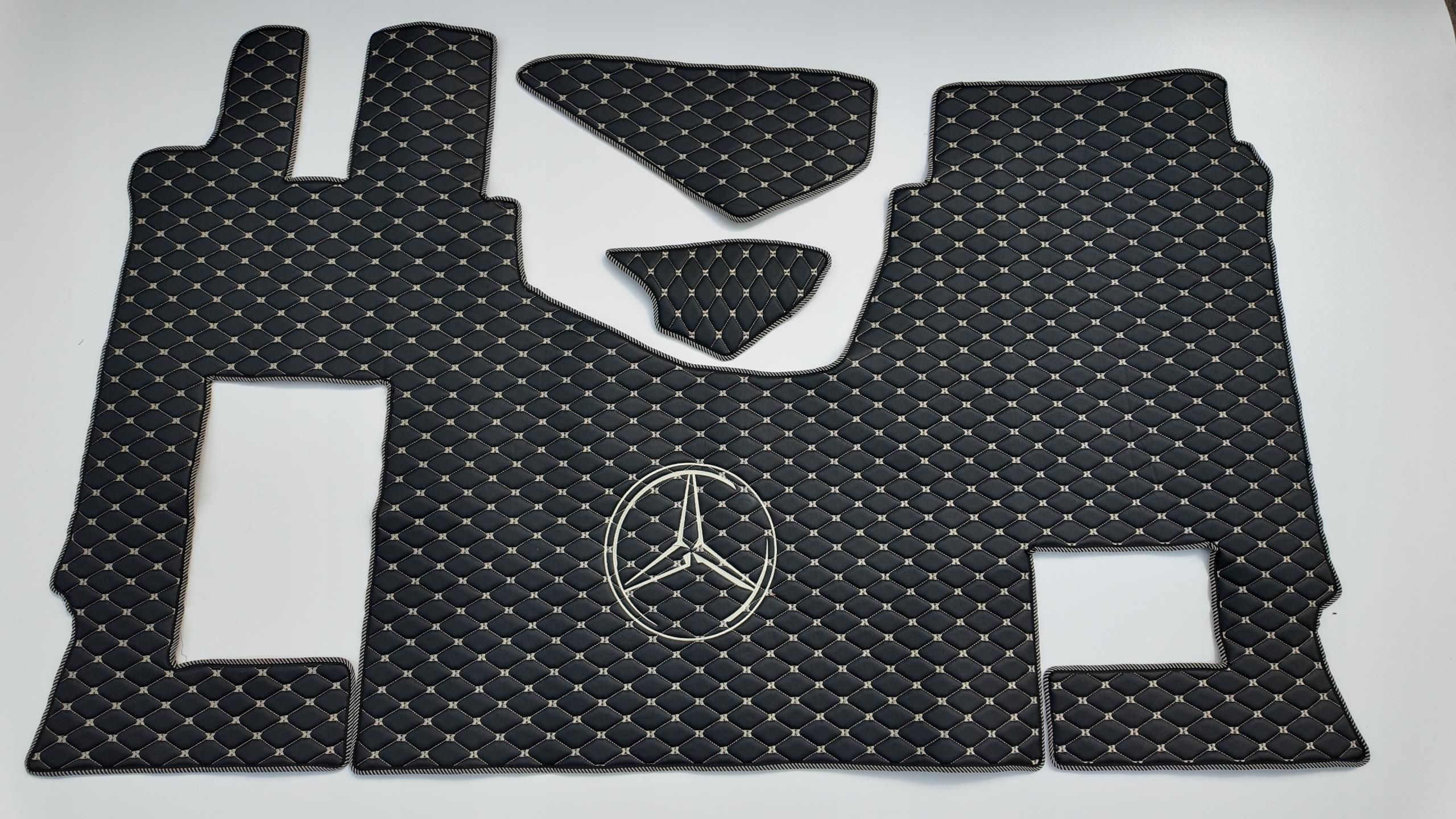 Dywanik samochodowy Dywany Dywaniki pikowane Mercedes Actros Mp 4 Mp 5 ...
