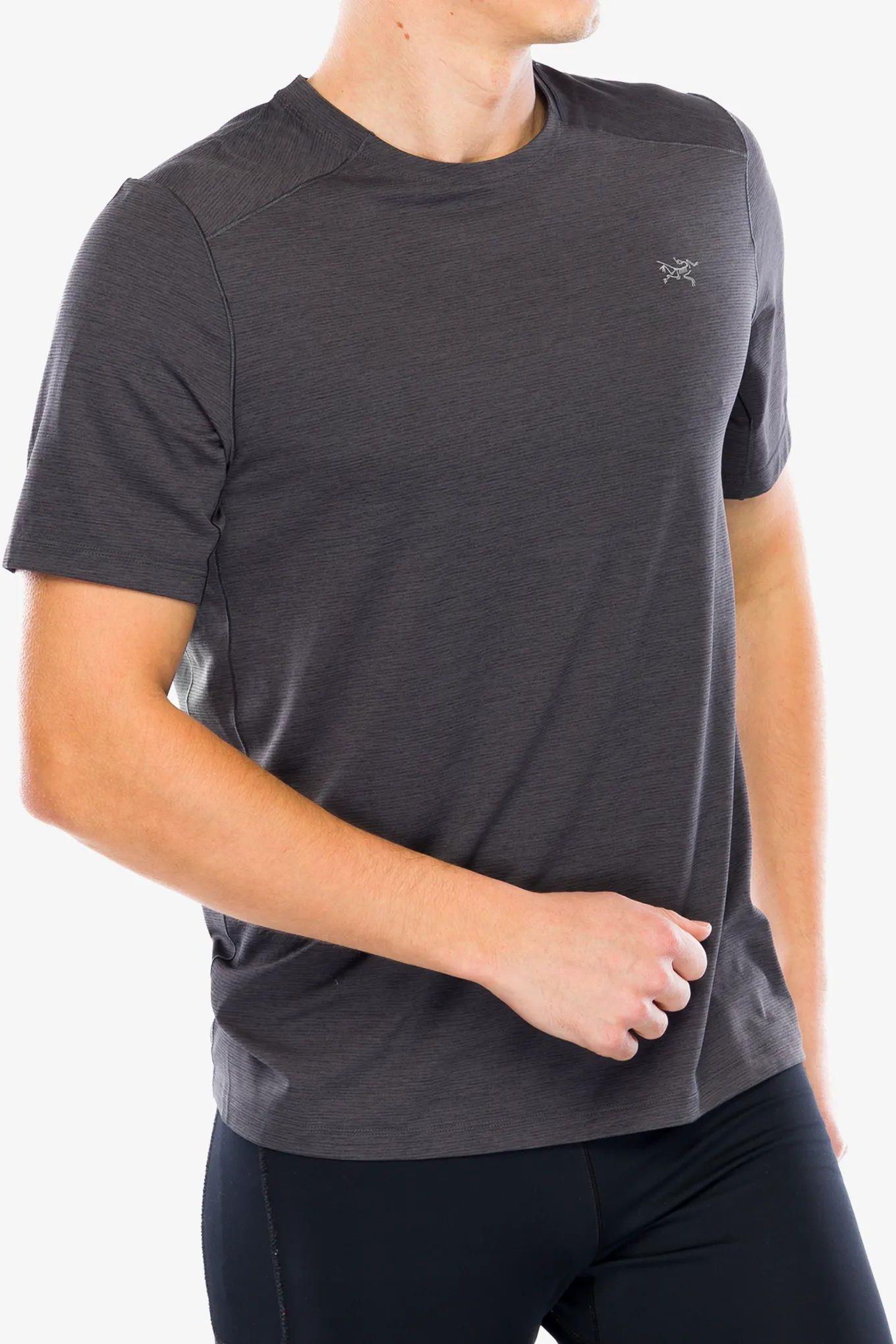 Koszulka Biegowa Arcteryx Cormac Crew Ss - Black Sapphire - Ceny i ...