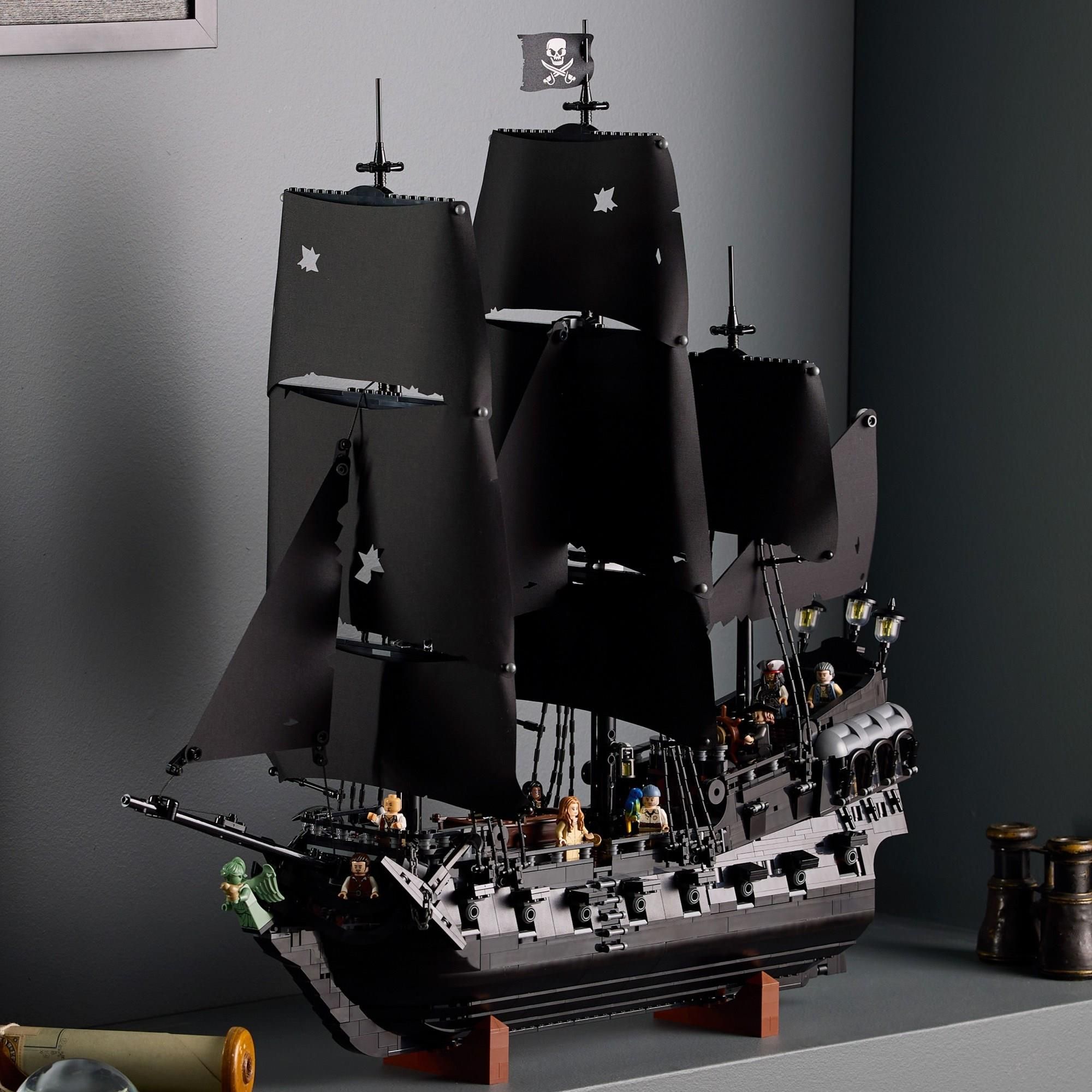 LEGO Icons 10365 Statek piracki kapitana Jacka Sparrowa - Ceny i opinie ...