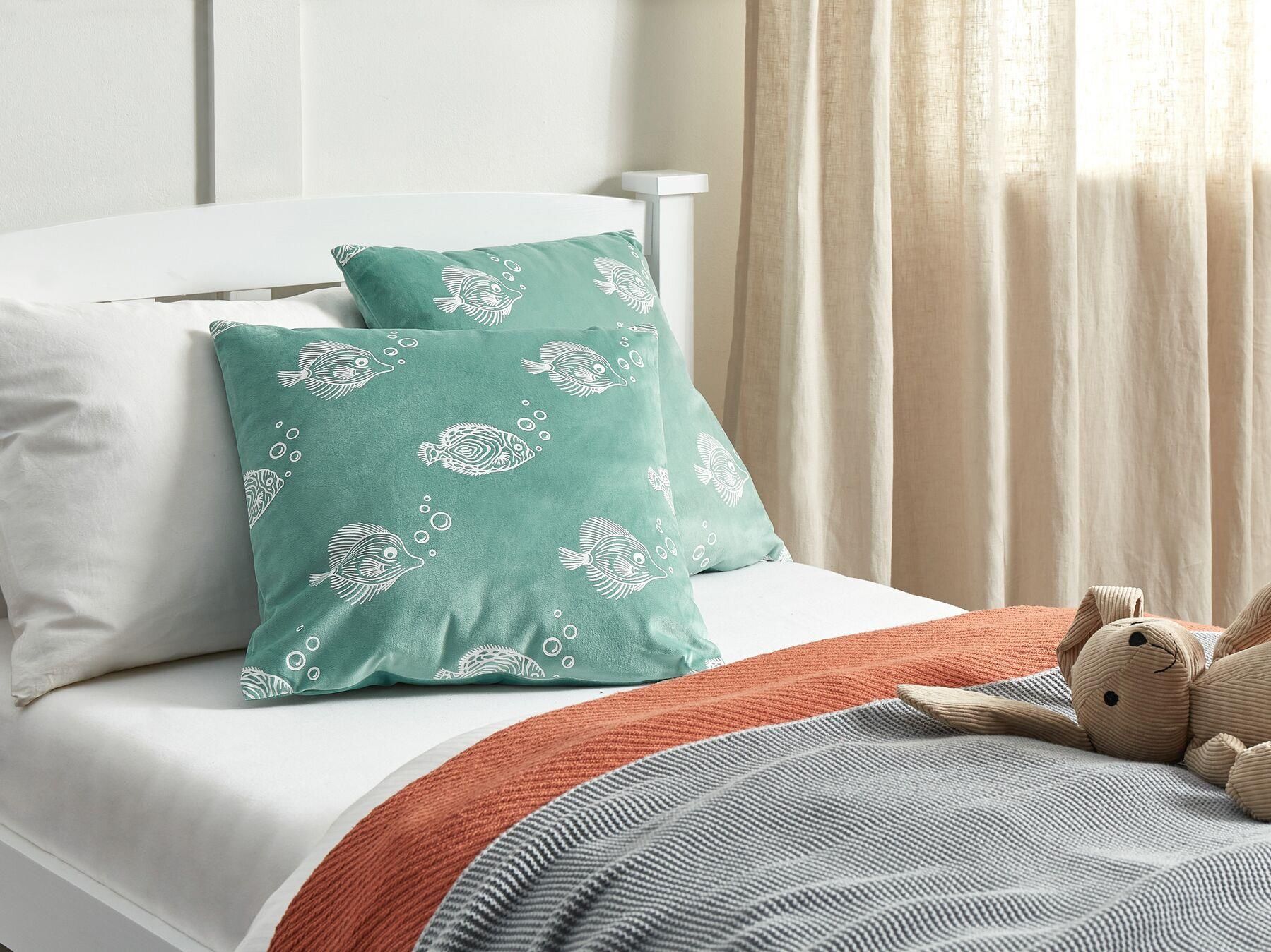 Beliani 2 Welurowe Poduszki Dekoracyjne Wzór W Ryby 45x45cm Zielone ...