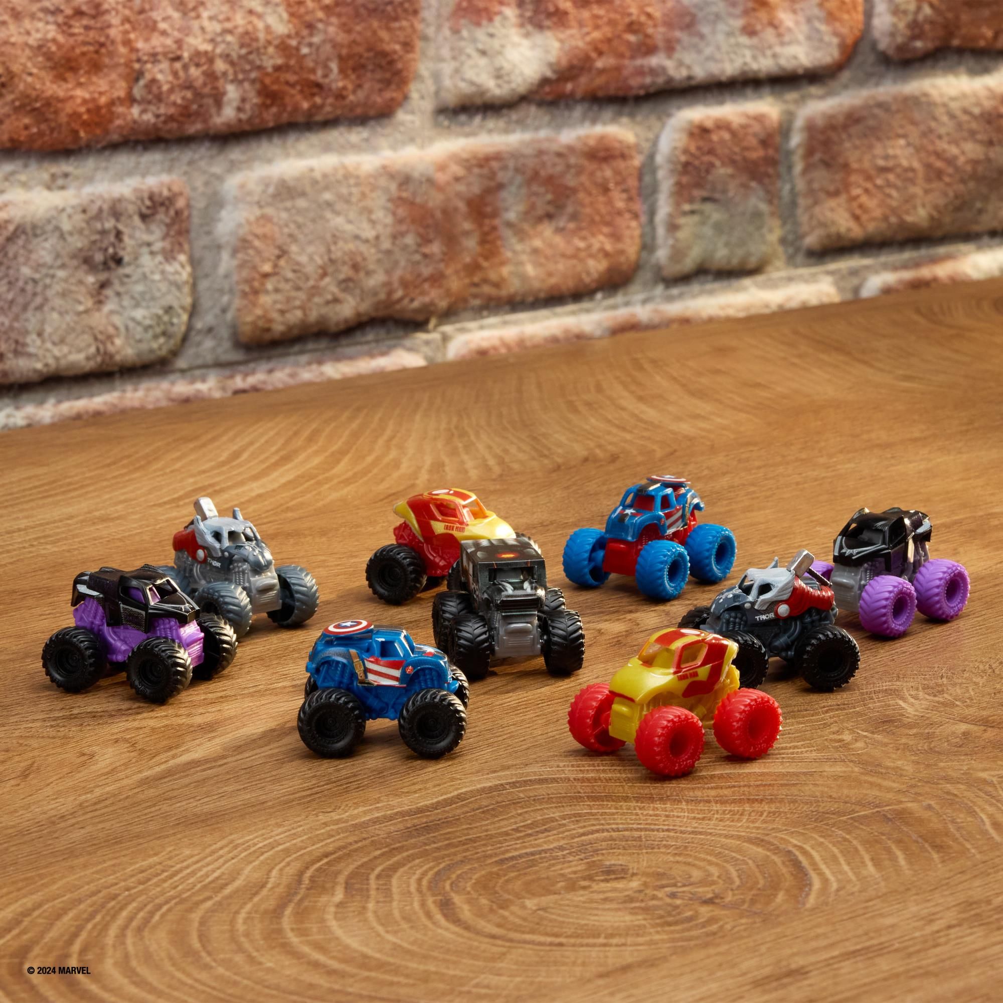Spin Master Games Monster Jam Zestaw 3 Auta Mini Jams Marvel Thor Black ...