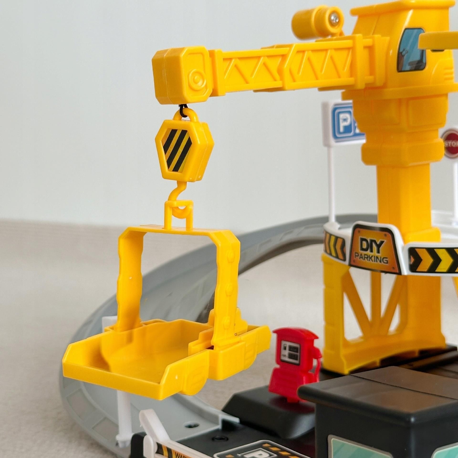 Tor Samochodowy Parking Dźwig Pojazdy Budowlane Helikopter - Ceny i ...