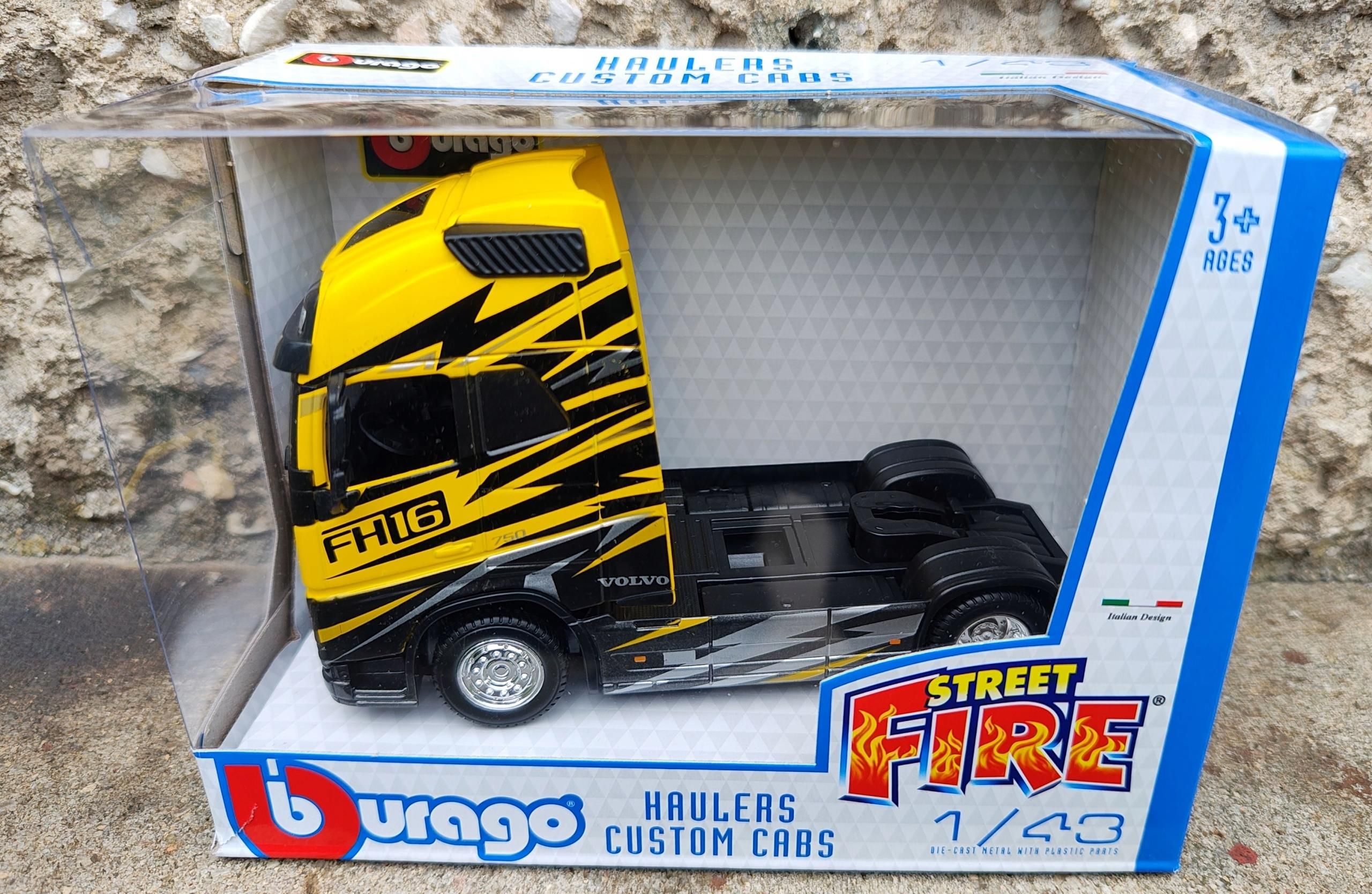 Bburago Model 1:43 Volvo Fh16 Haulers Custom Cabs 1832200 - Ceny i ...