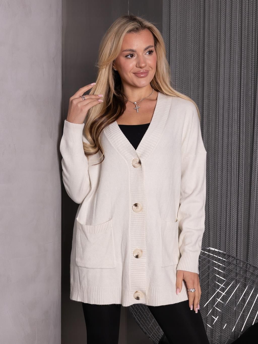 Lina Klasyczny Sweter Sweterek Kardigan Narzutka Guziki Kieszenie Ecru ...