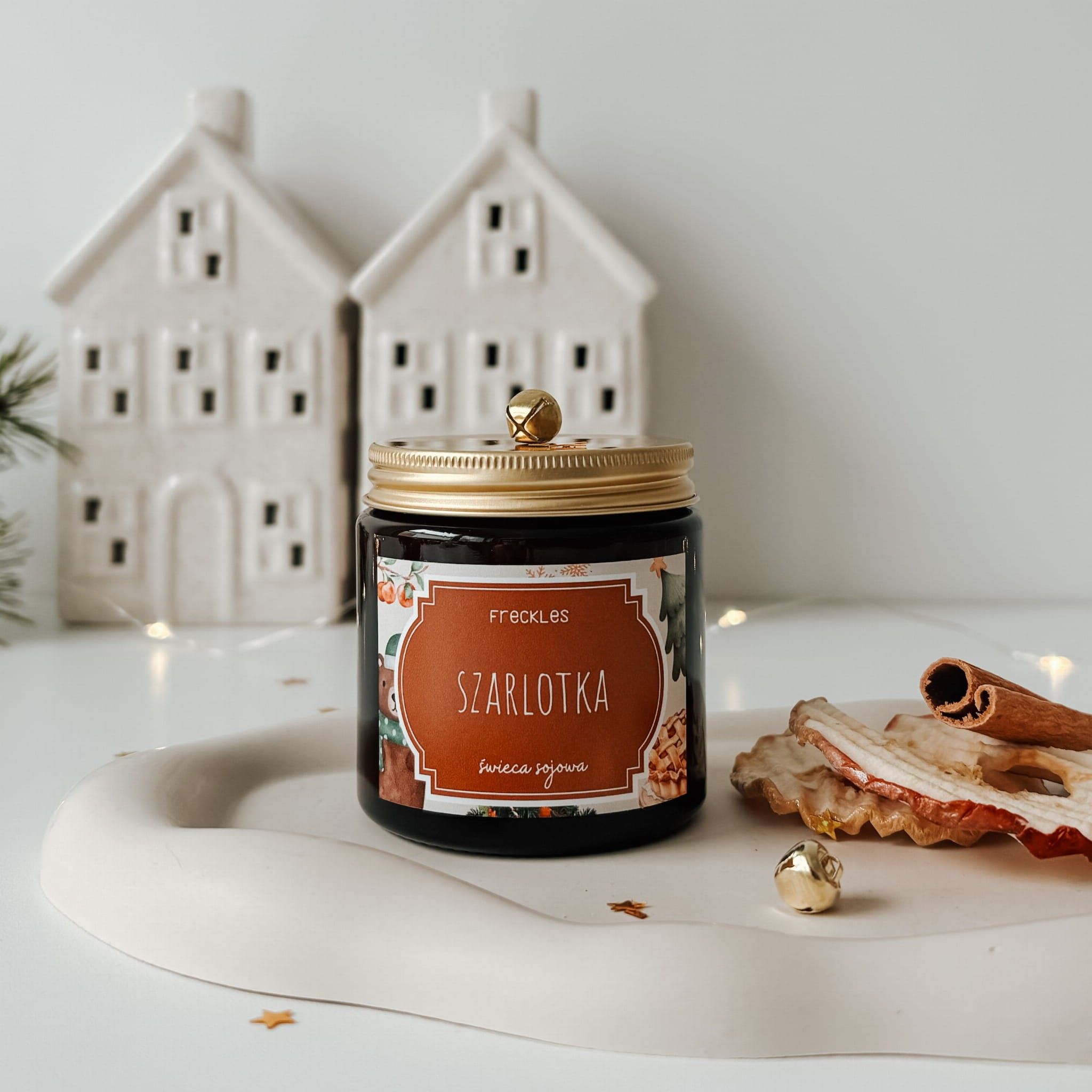 FRECKLES świeca sojowa Szarlotka - ręcznie robiona świeca sojowa o ...