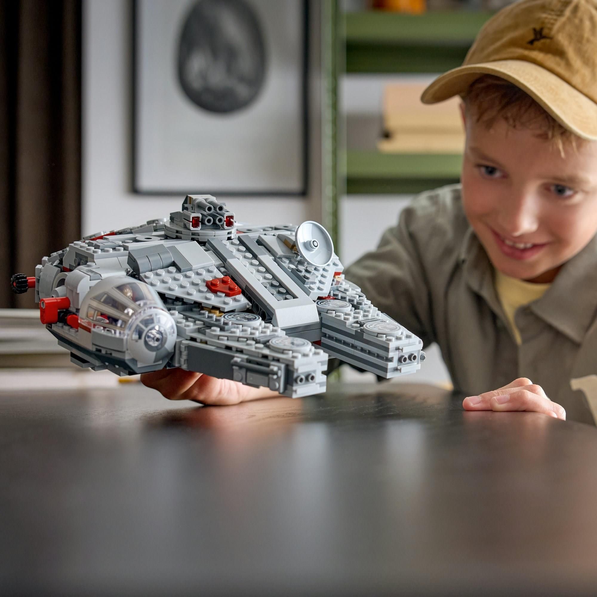LEGO Star Wars 75426 SMART Play: Sokół Millennium - Ceny i opinie ...