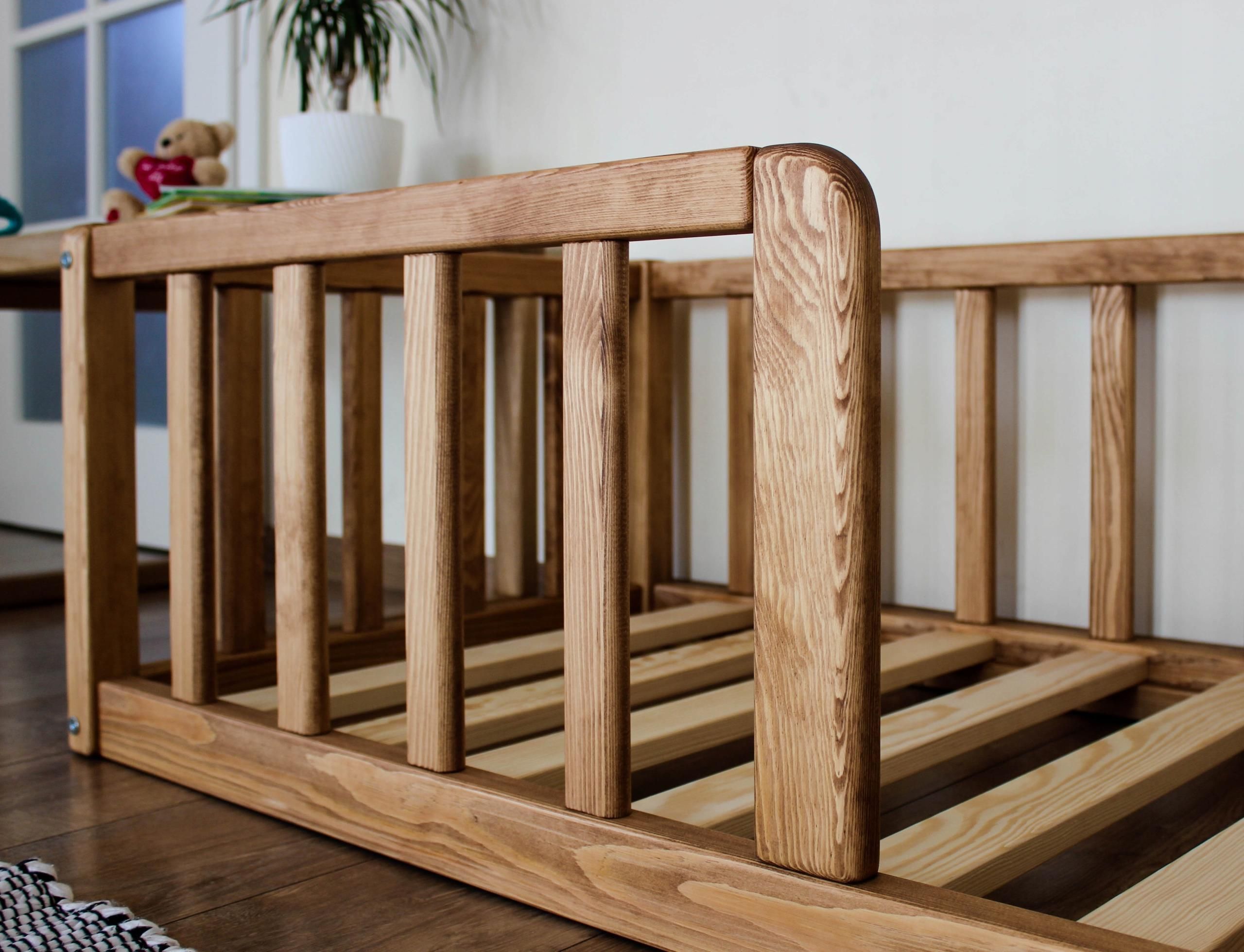 Łóżko dziecięce brązowy 200x90 cm z litej sosny barierka 60 cm - Opinie ...