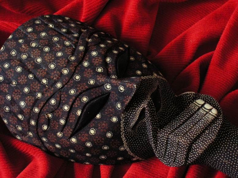 Wyspa Java Maska Ciszy - Sygnowana - Opinie i atrakcyjne ceny na Ceneo.pl