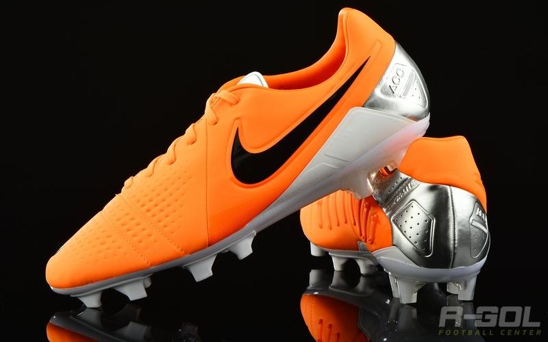 Nike Ctr360 Maestri III Fg 525166-800 - Ceny i opinie - Ceneo.pl