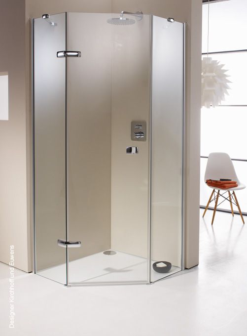 Kabina prysznicowa Huppe Enjoy pentagonalna 900x900 chrom prawa 670500. ...