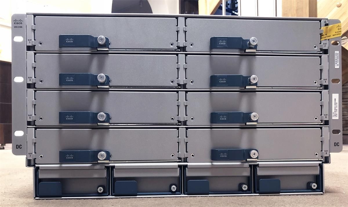 Cisco UCS 5108 Blade Server AC2 Chassis 0 PSU/8 fans/0 FEX (UCSB5108AC2 ...