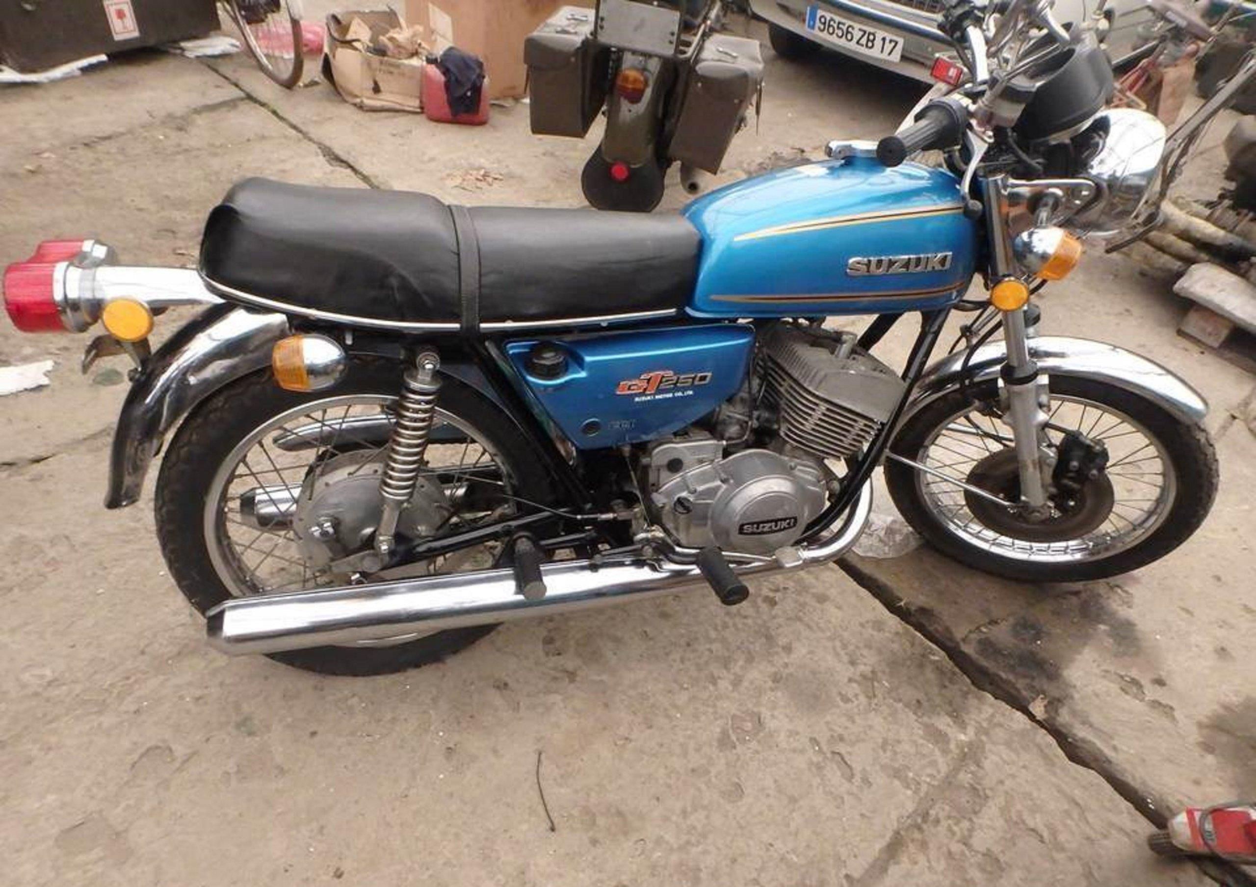 Suzuki GT 250 - Opinie i ceny na Ceneo.pl