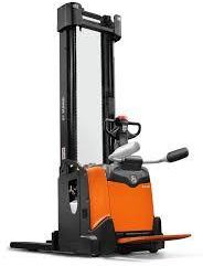 Wózek widłowy elektryczny TOYOTA SWE140 NOWY 2018 - Opinie i ceny na ...