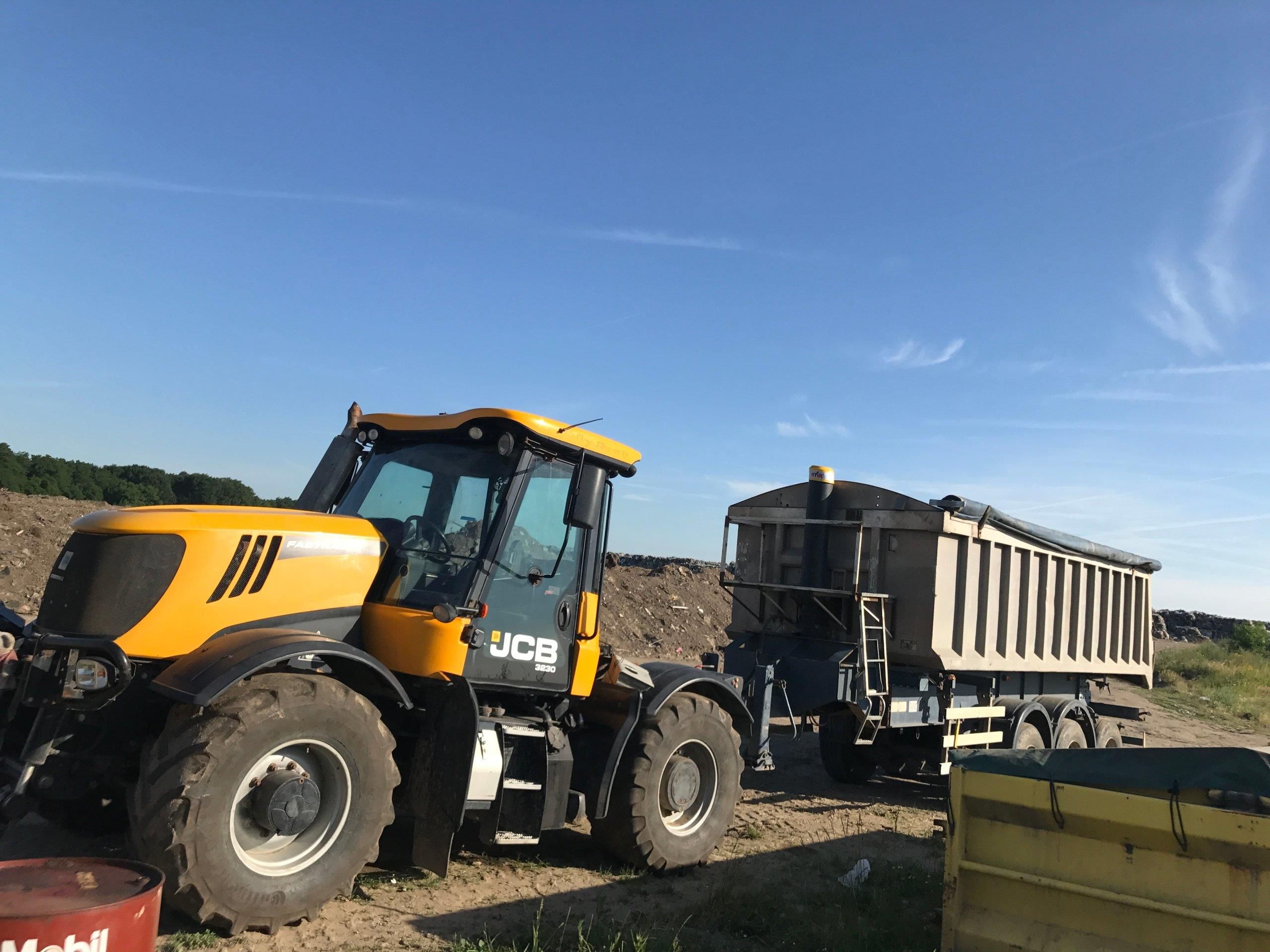 Ciągnik Traktor JCB Fastrac 3230 - Opinie i ceny na Ceneo.pl