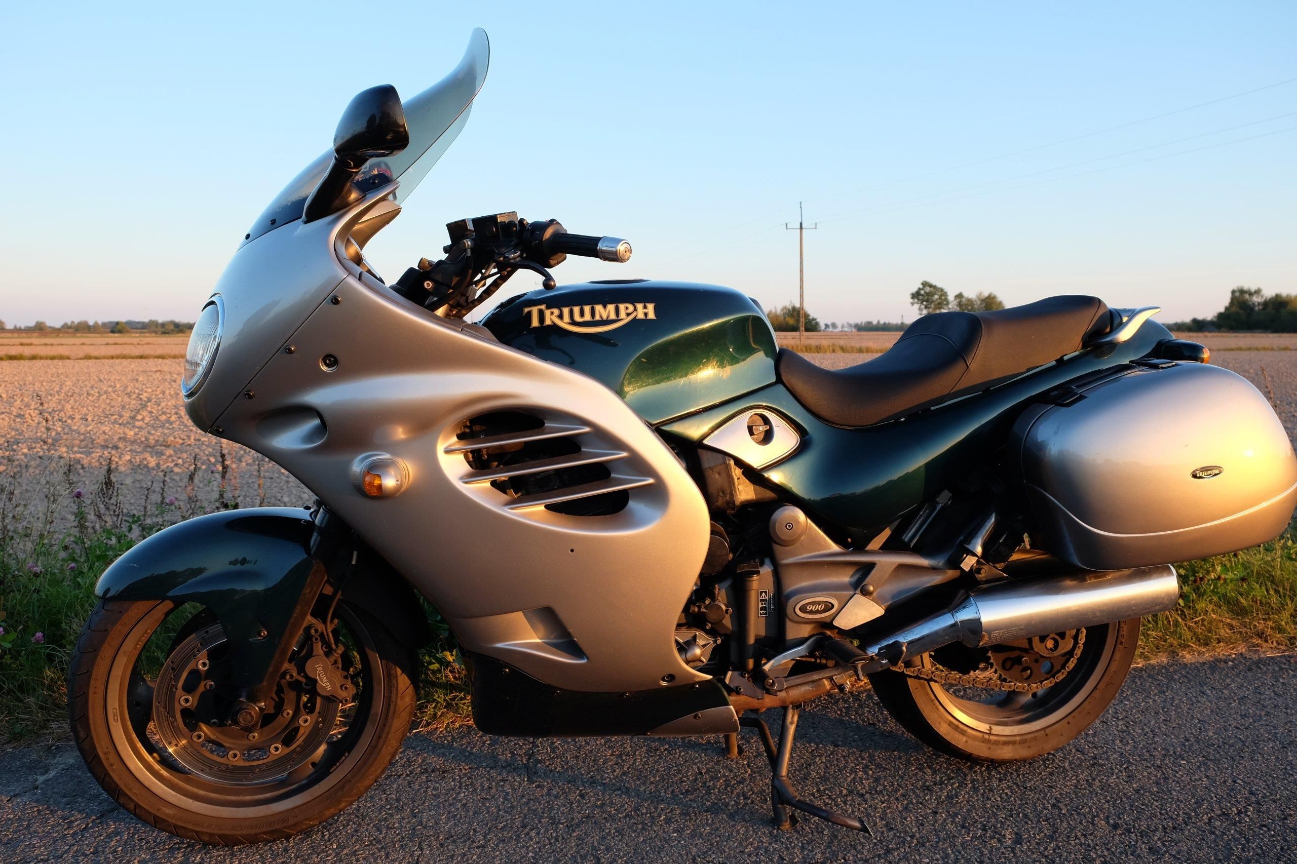 Triumph Trophy 900 - Opinie i ceny na Ceneo.pl