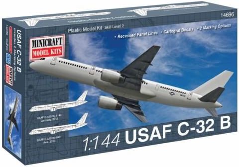 Minicraft model kits Model plastikowy Samolot C32B USAF Minicraft ...