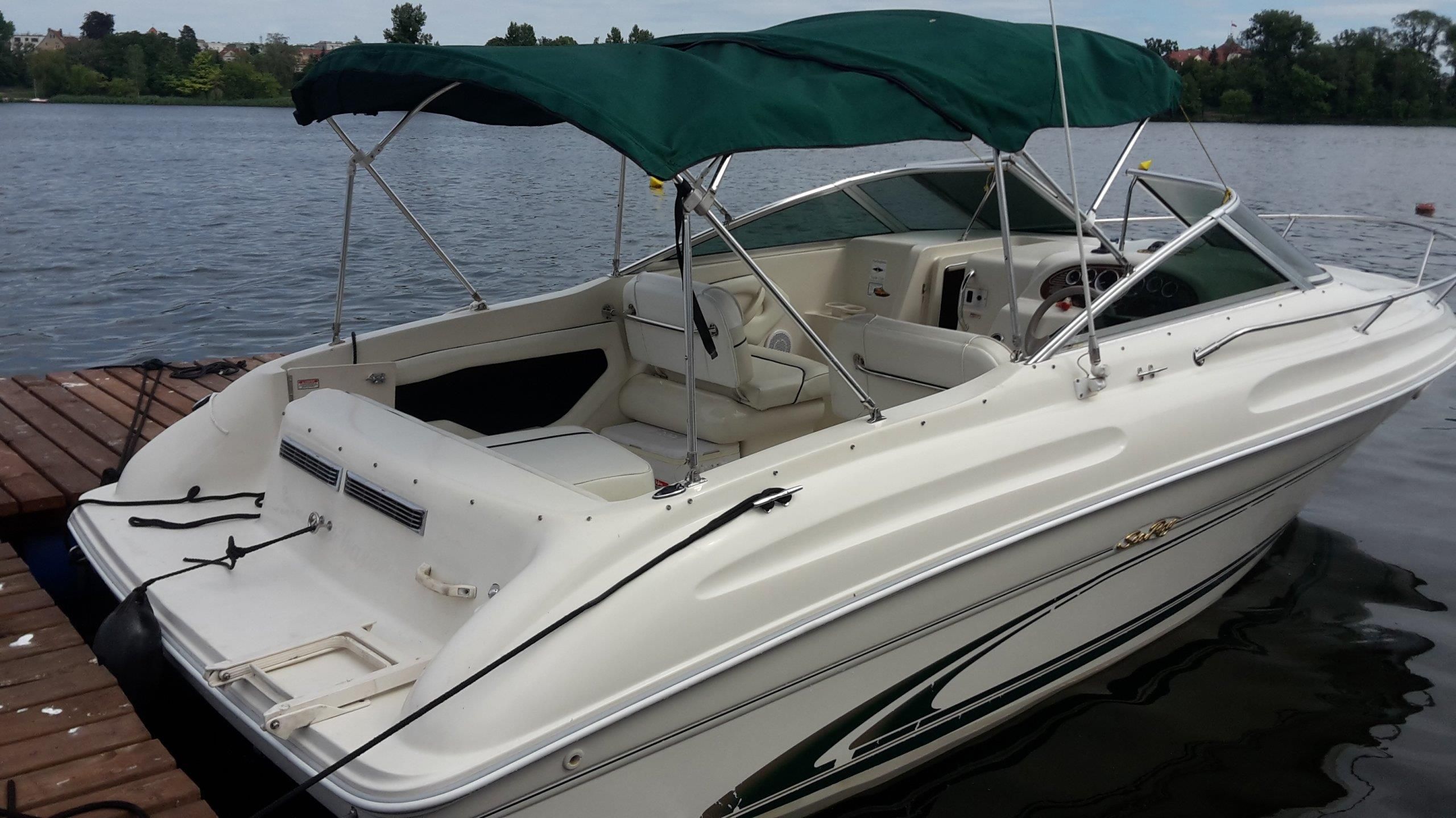 Jacht motorowy SEA RAY 215 Weekender mercruiser V8 - Opinie i ceny na ...
