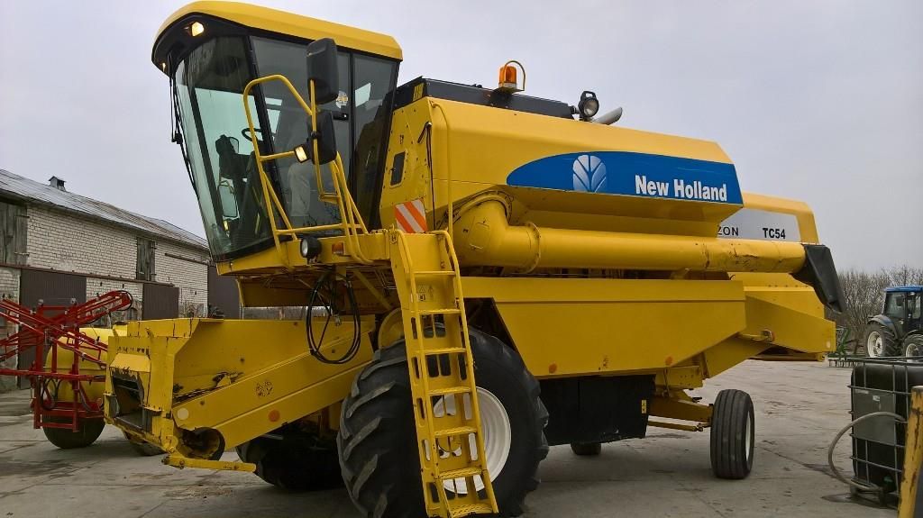 Kombajn NEW HOLLAND TC54 - Opinie i ceny na Ceneo.pl