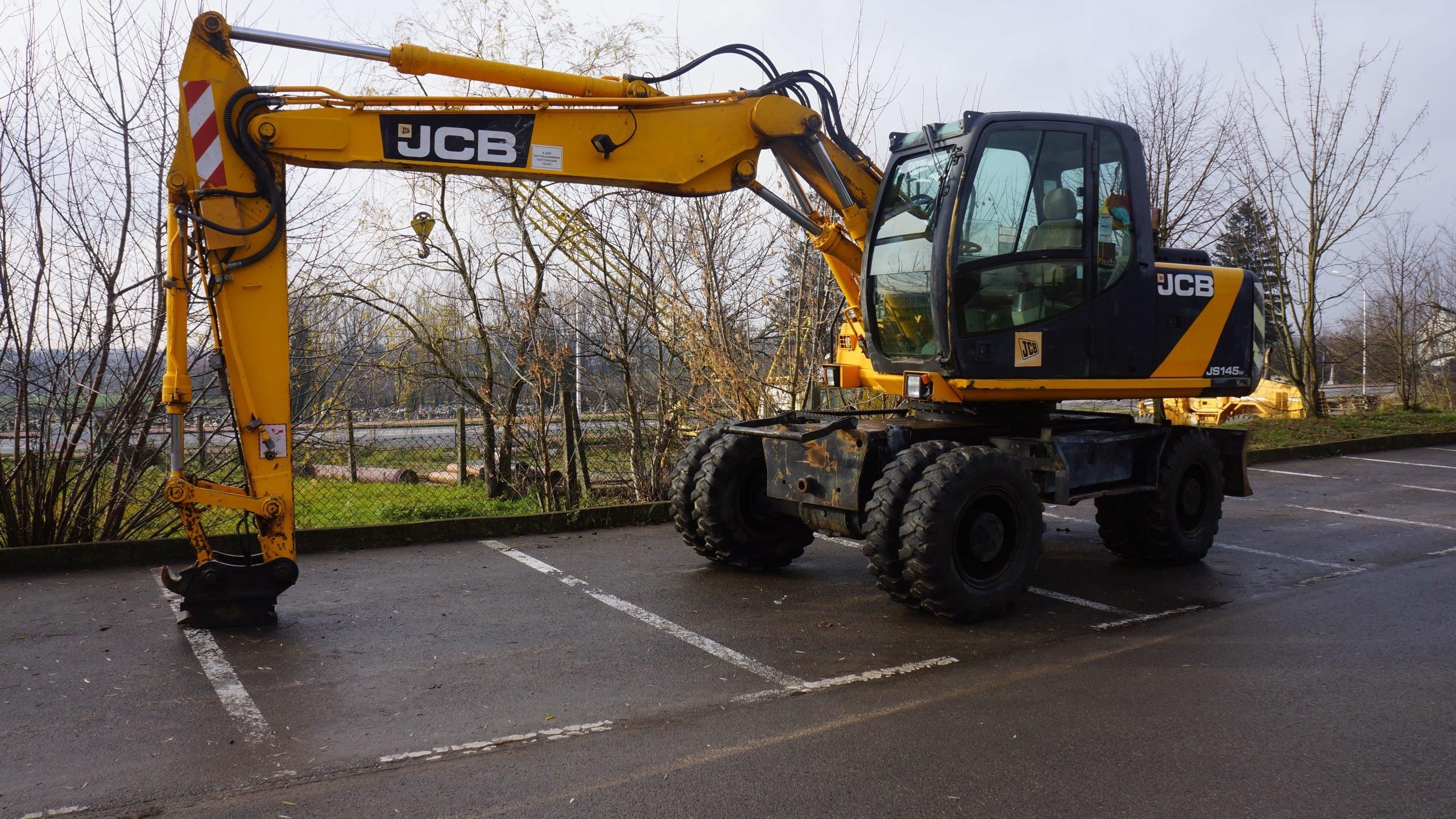 JCB JS 145 kołowa - Opinie i ceny na Ceneo.pl