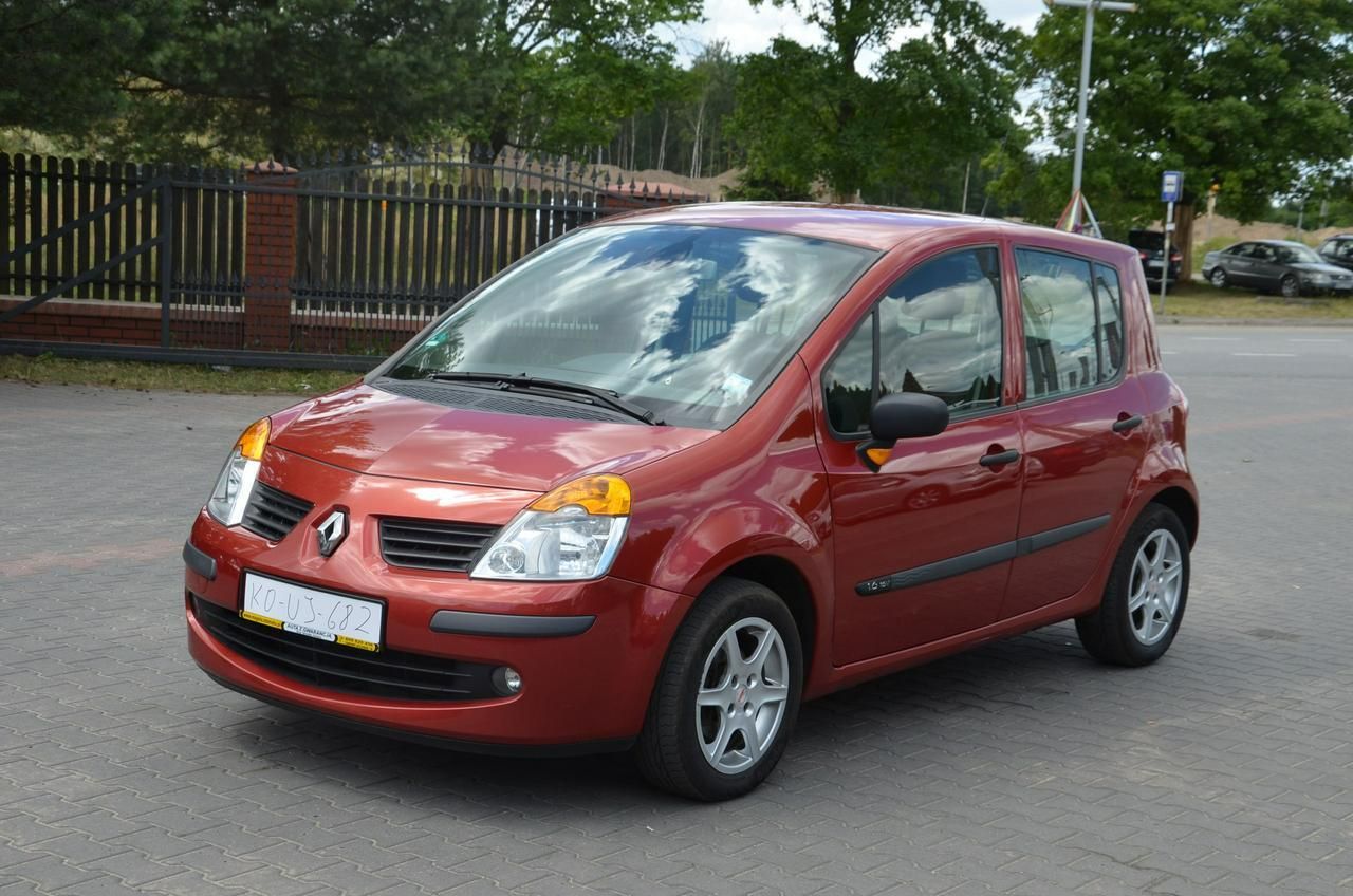 Cars with anachronistic amber front turn signals? | VW Vortex ...