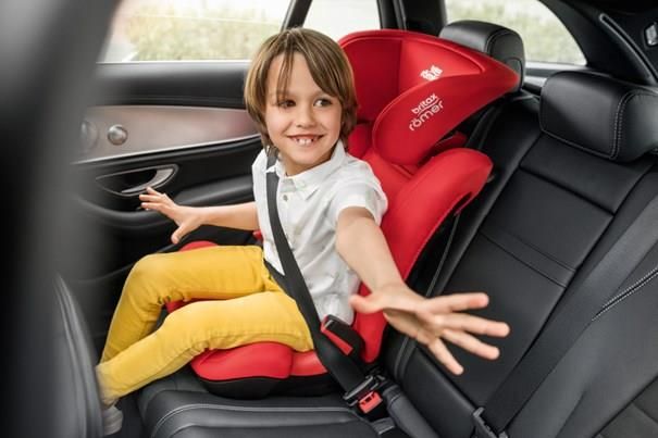 Fotelik Britax & Romer Kid II Black Series Flame Red 15-36kg - Ceny i ...