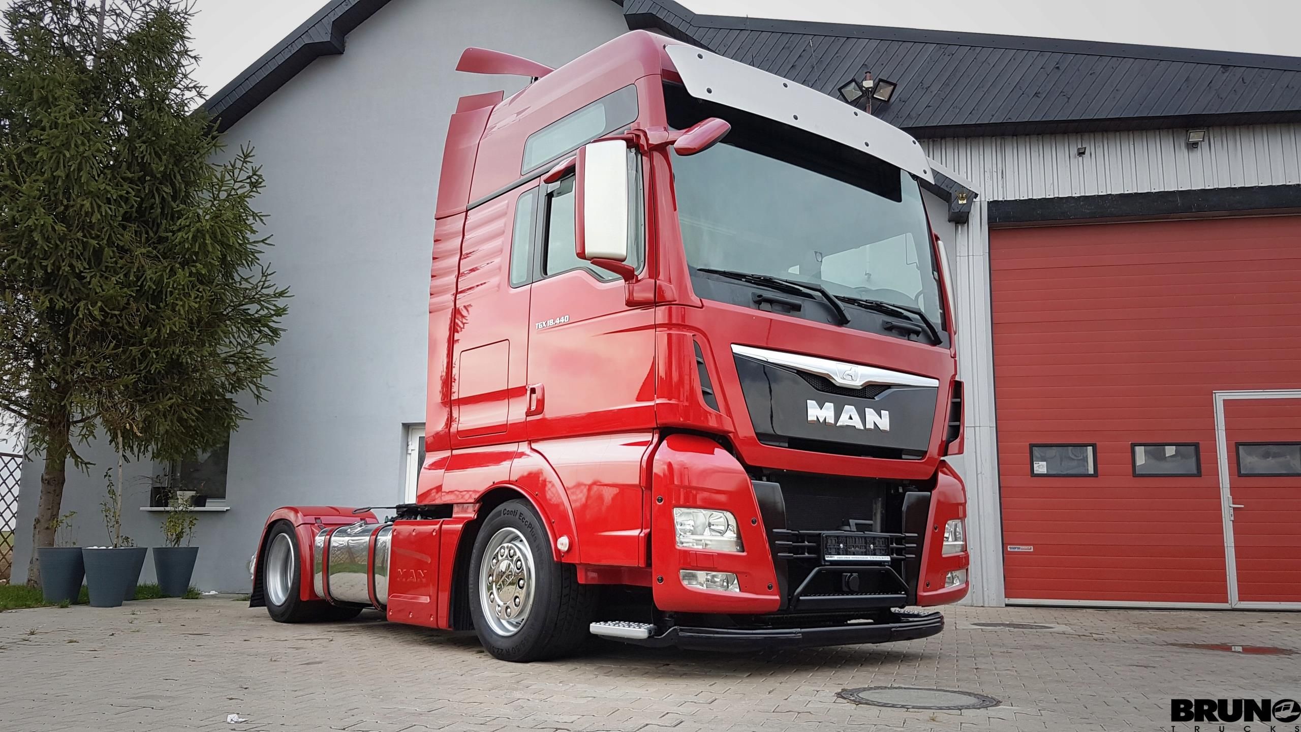 MAN TGX 18.440 4x2 LLS-U MEGA low deck Euro 6 - Opinie i ceny na Ceneo.pl