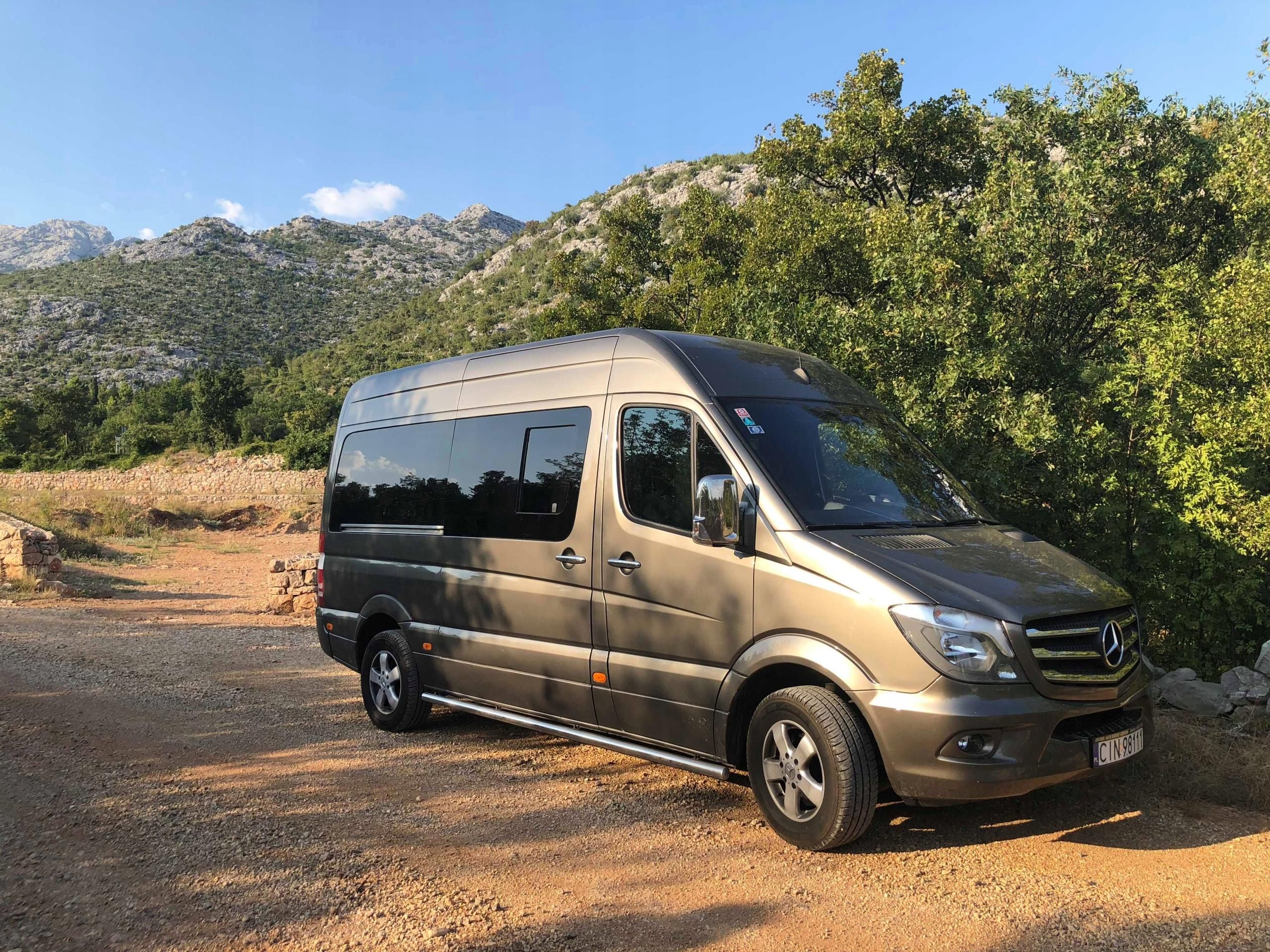 Mercedes Sprinter Vip klasa 9 osób - Opinie i ceny na Ceneo.pl