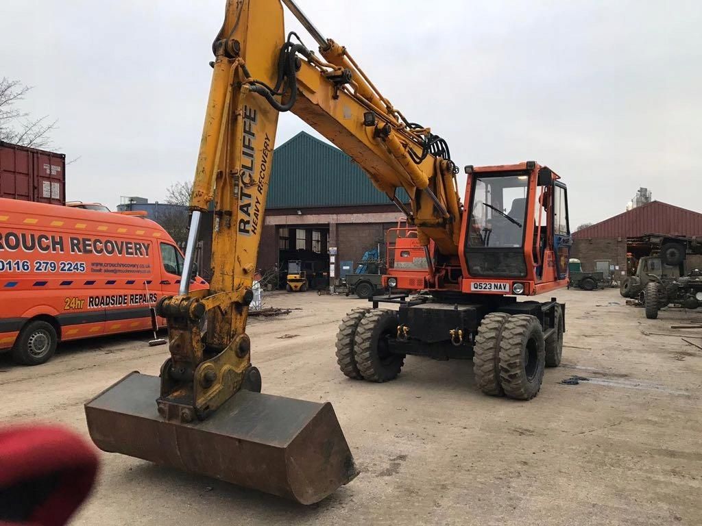 JCB JS 130 Koparka kołowa zadbana!!! - Opinie i ceny na Ceneo.pl