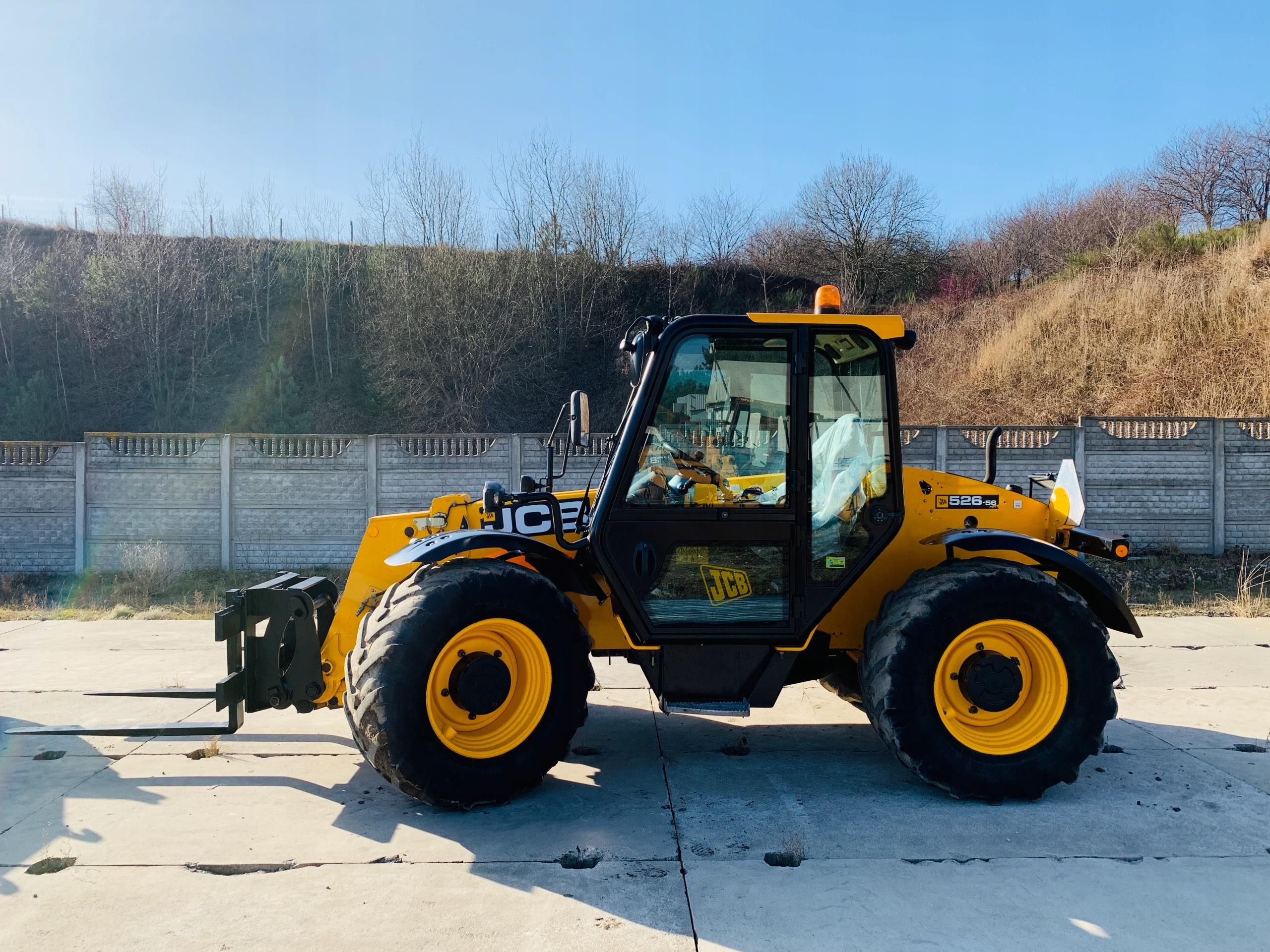 JCB 526-56 AGRI 2011 Widły Łyżka SRS Klimatyzacja - Opinie i ceny na ...
