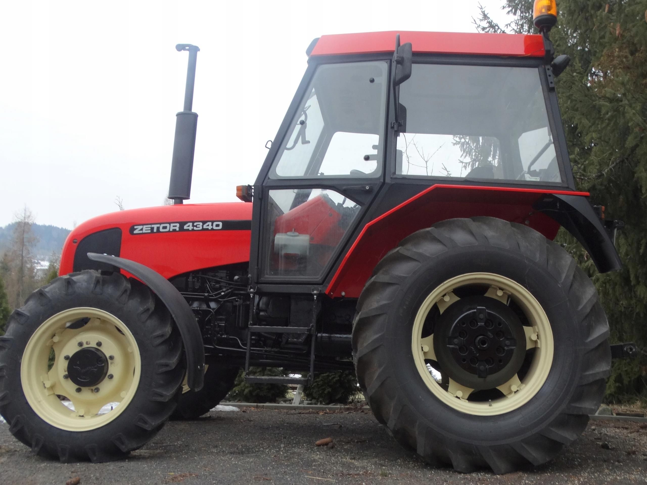Ciągnik rolniczy Zetor 4340 - Opinie i ceny na Ceneo.pl