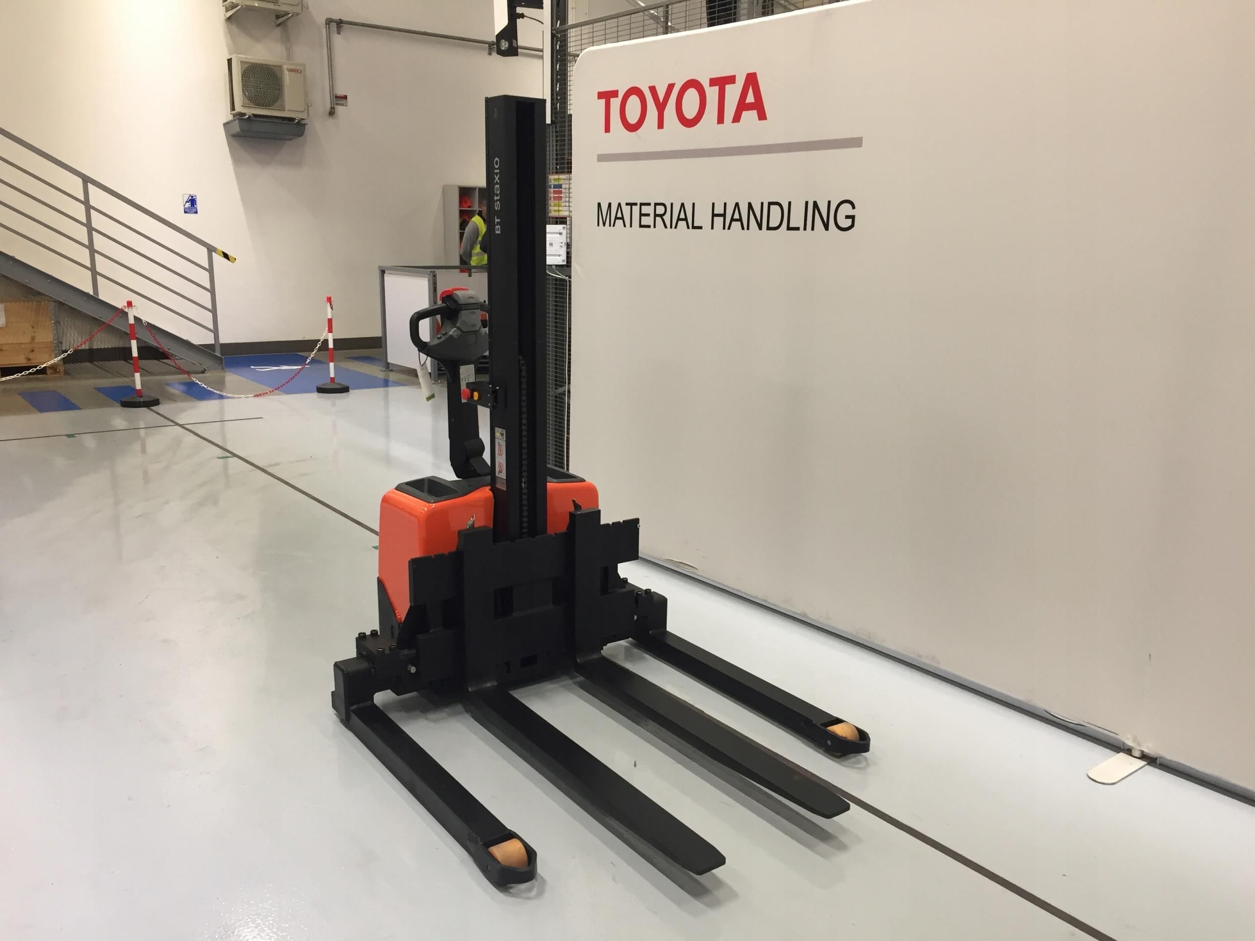 BT stacker HWE100S, Regulowane widły, Simplex 1,5m - Opinie i ceny na ...