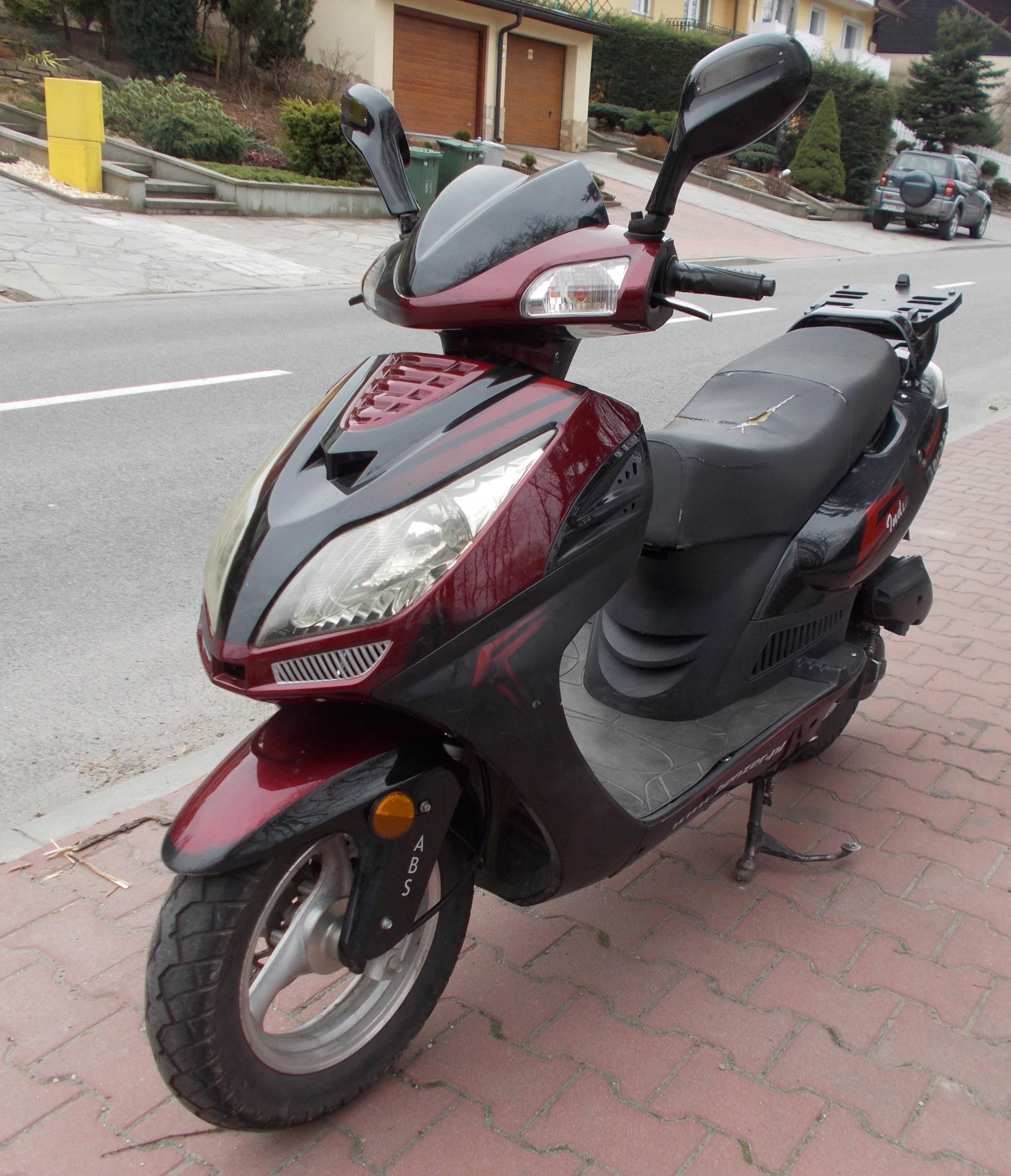 Skuter Benzer Indiana 50c 2T 2009 - Opinie i ceny na Ceneo.pl