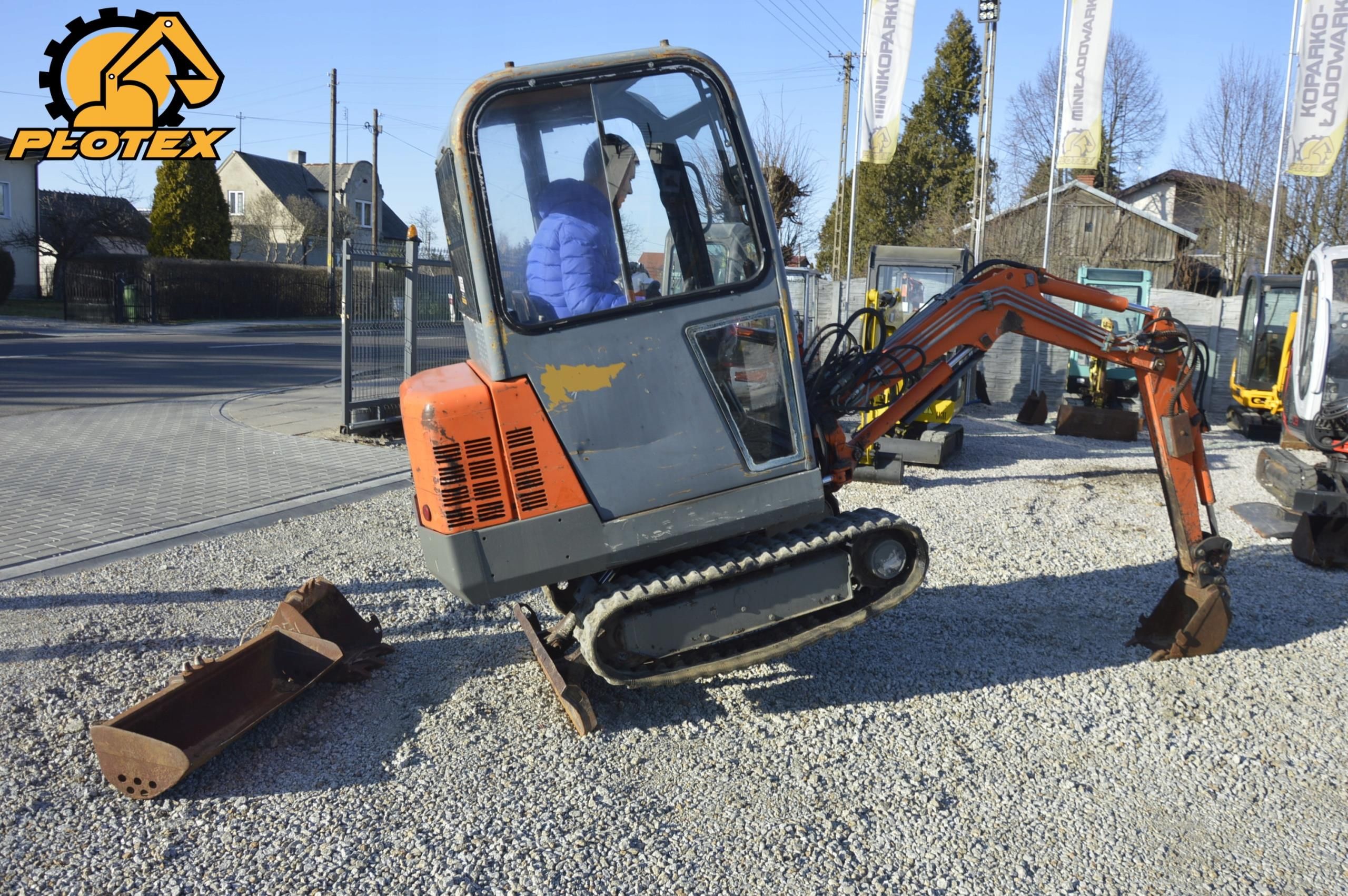 Minikoparka Pel-Job 271 1500kg BRUTTO 3 łyżki 99r - Opinie i ceny na ...