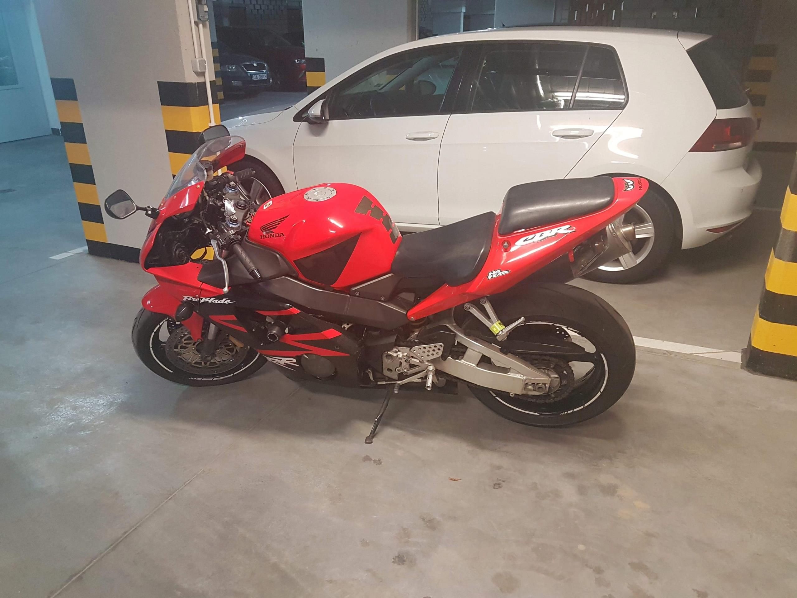 Honda CBR 954 RR Fireblade - Opinie i ceny na Ceneo.pl