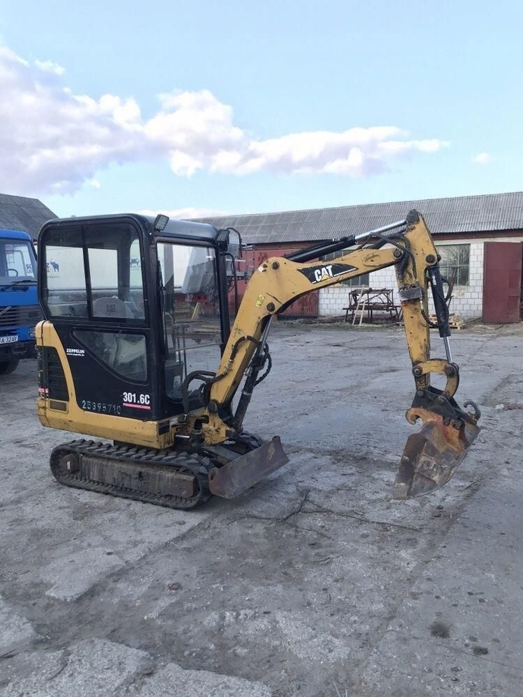 Minikoparka Cat Caterpillar 301.6 C prywatnie - Opinie i ceny na Ceneo.pl