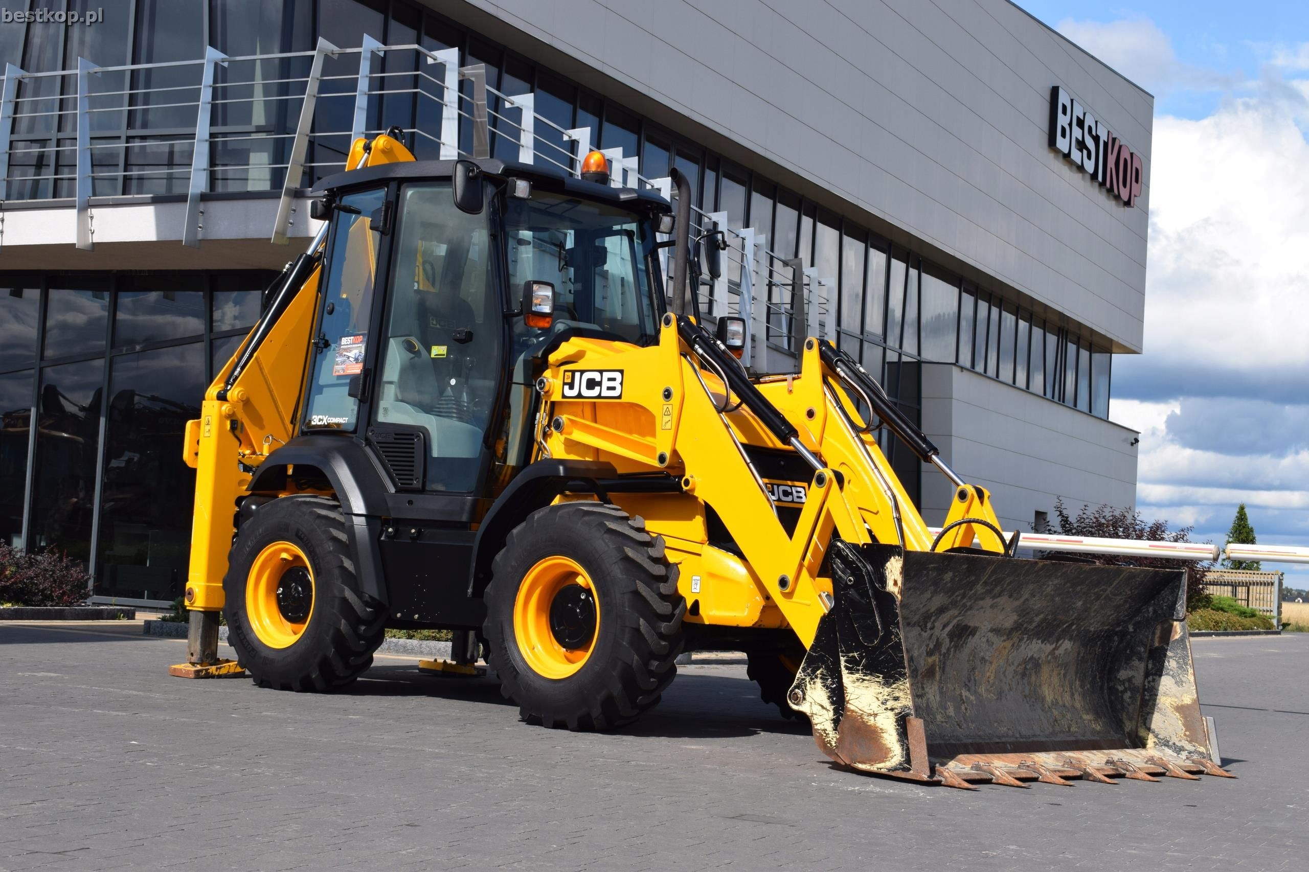 JCB 3CX Compact/ 2CX *2016r* *1340h* + widły* - Opinie i ceny na Ceneo.pl