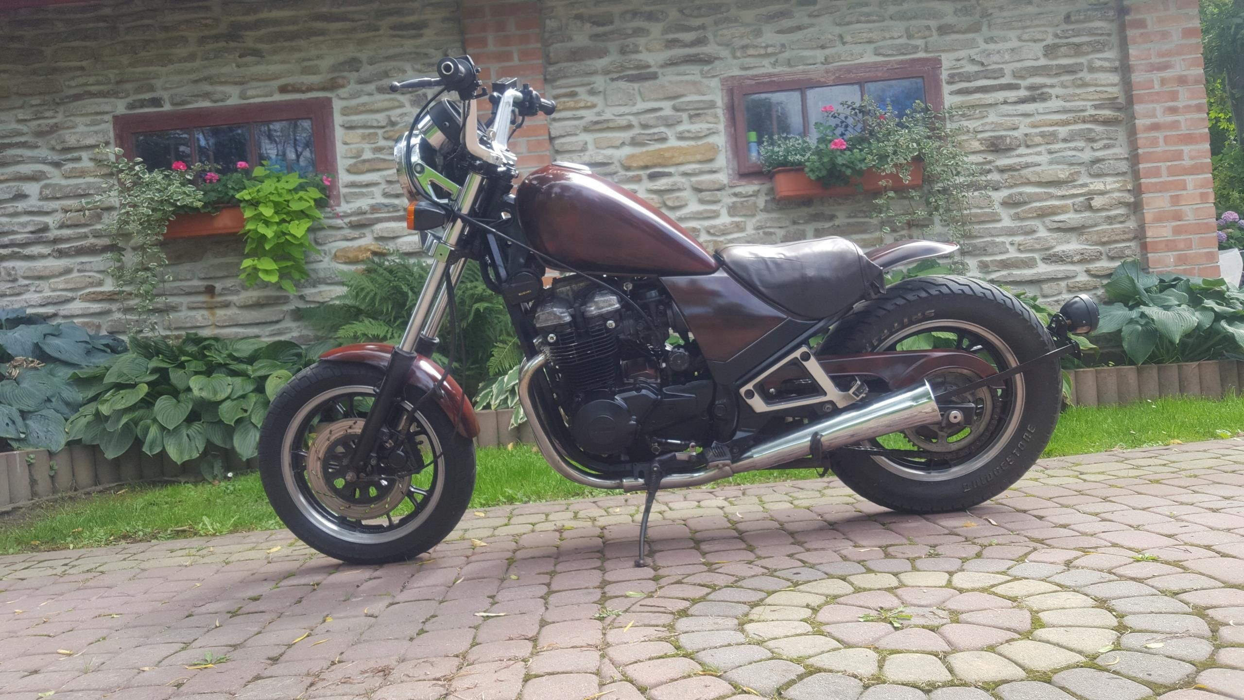 Suzuki GS550L Bobber - Opinie i ceny na Ceneo.pl
