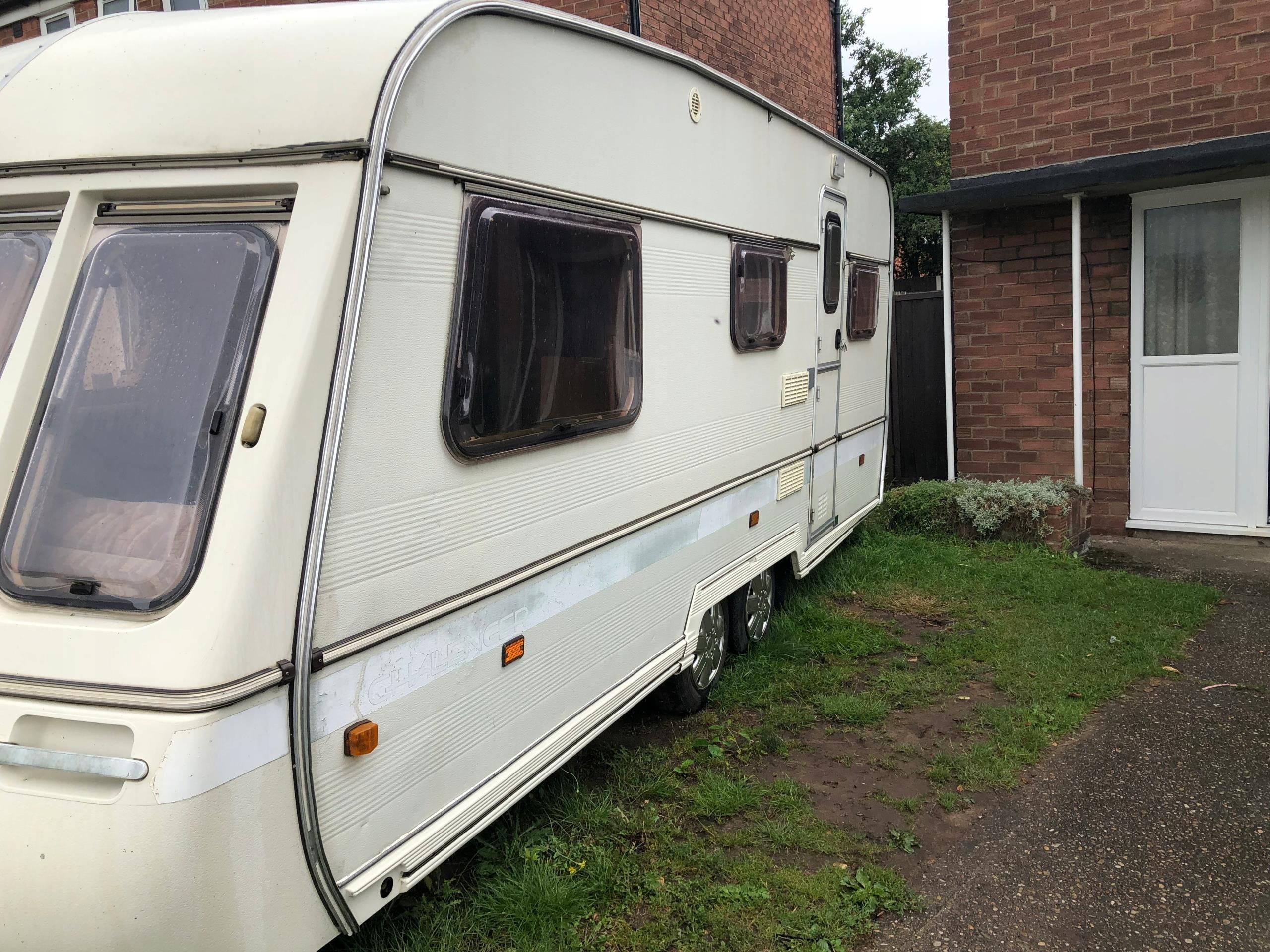 Przyczepa Kempingowa SWIFT CHALLENGER 520 - Opinie i ceny na Ceneo.pl